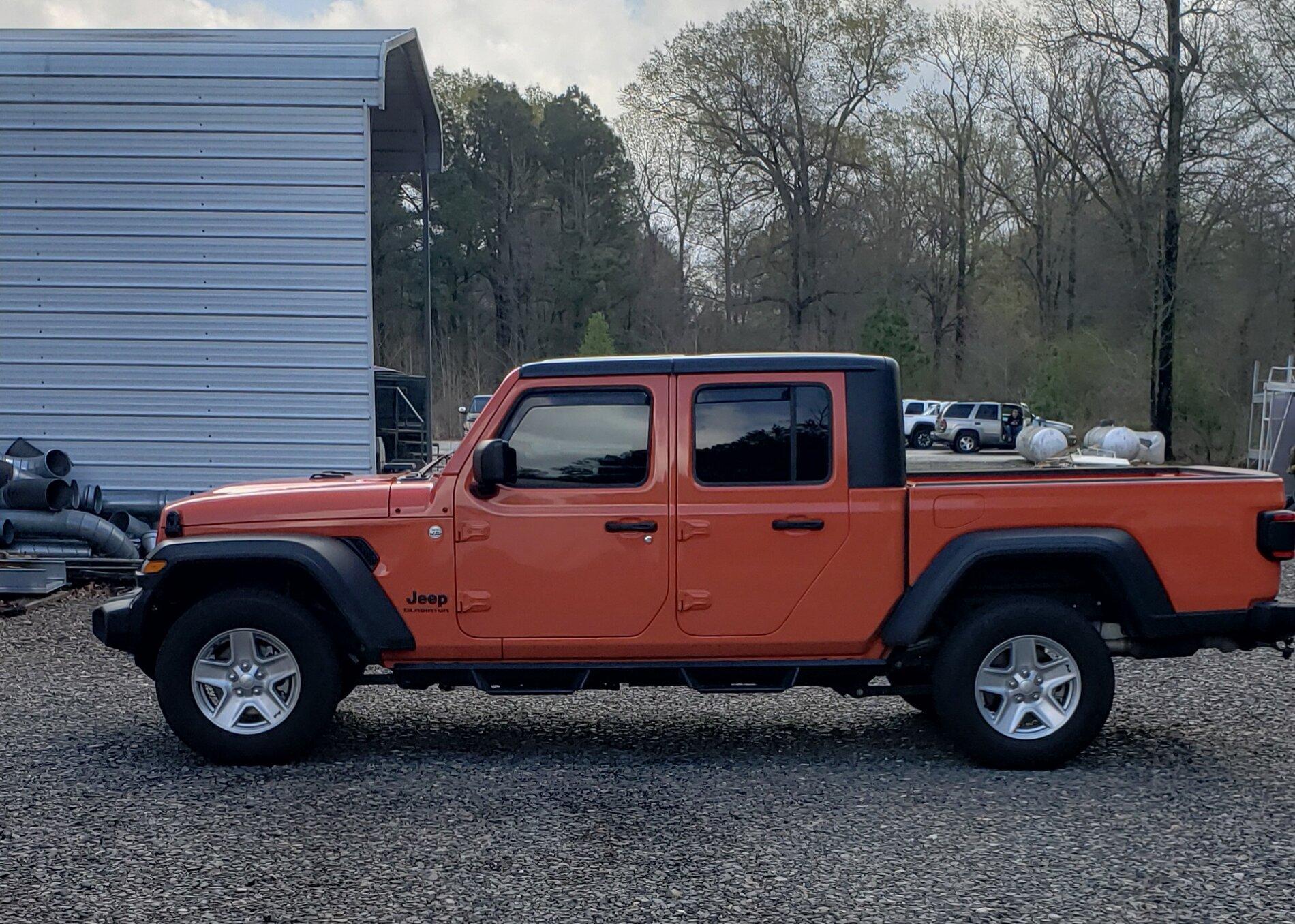 Small lift and 37's coming soon? | Jeep Gladiator (JT) News, Forum ...