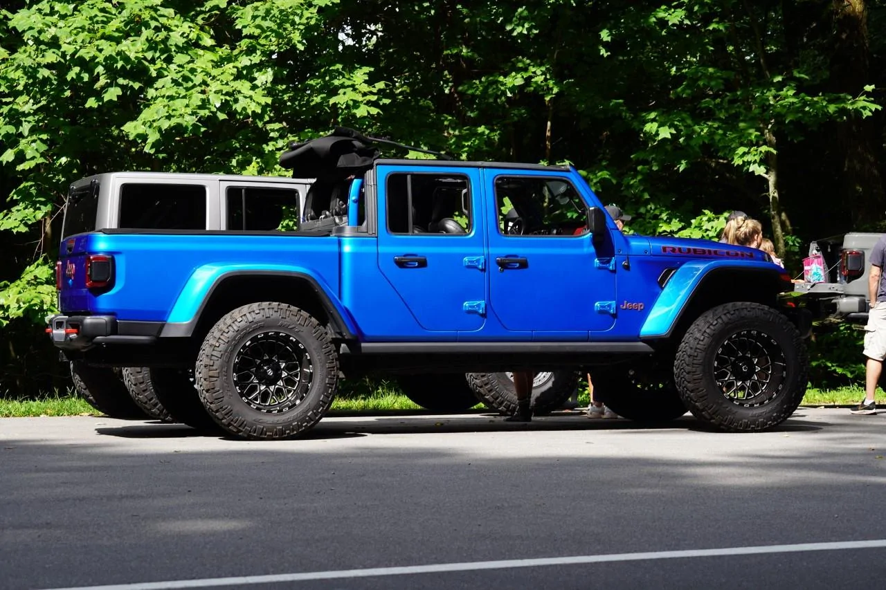 HYDRO BLUE PEARL Gladiator JT Club | Page 118 | Jeep Gladiator (JT ...