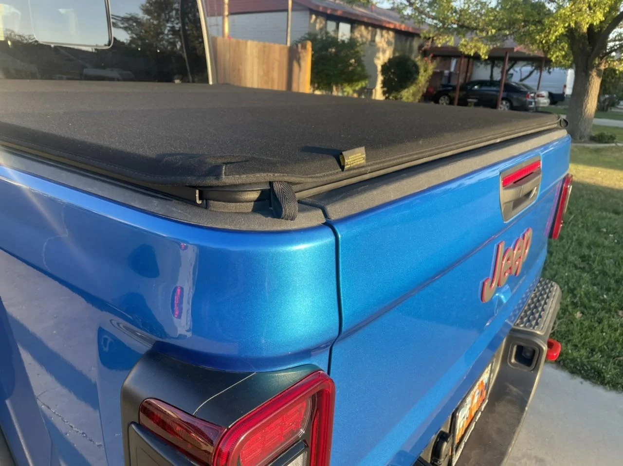 Bestop Supertop for truck 2 Tonneau cover. | Jeep Gladiator (JT) News, Forum, Community ...