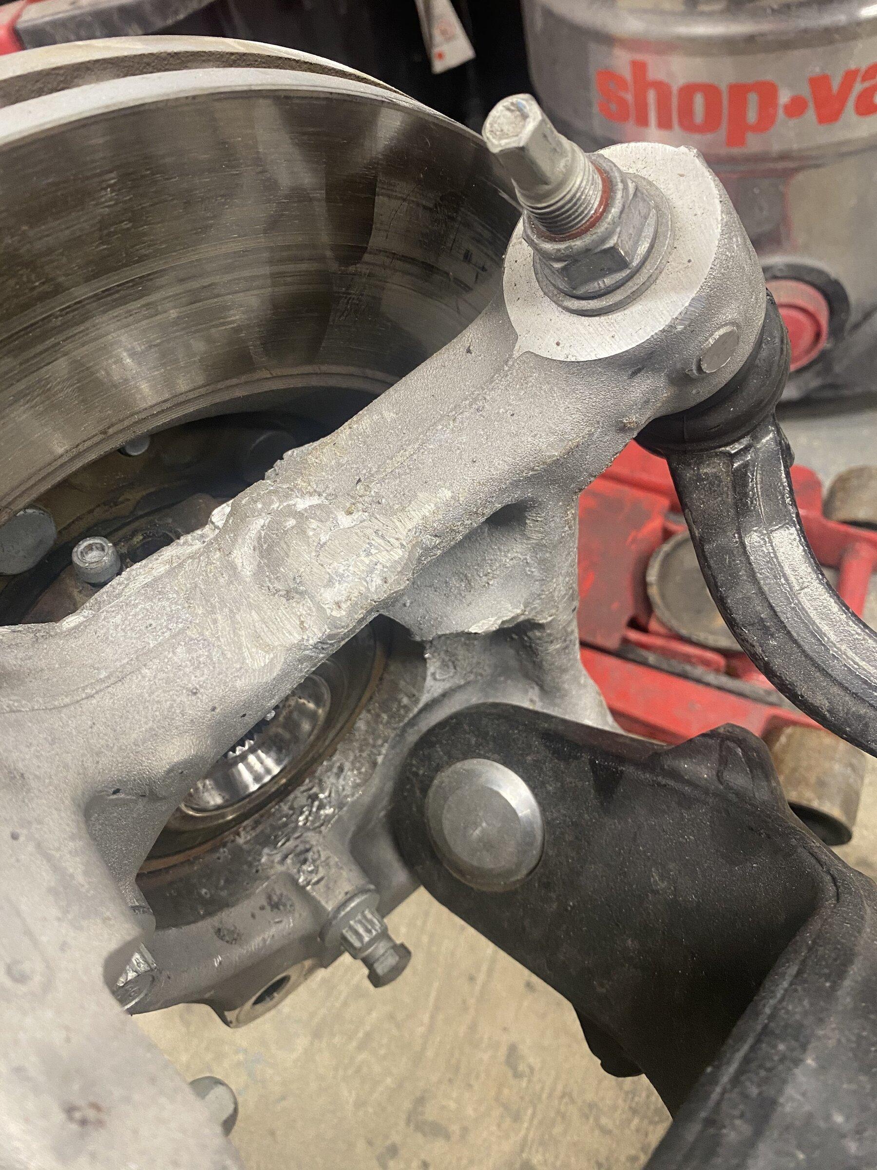 Snapped Front Axle | Jeep Gladiator (JT) News, Forum, Community ...