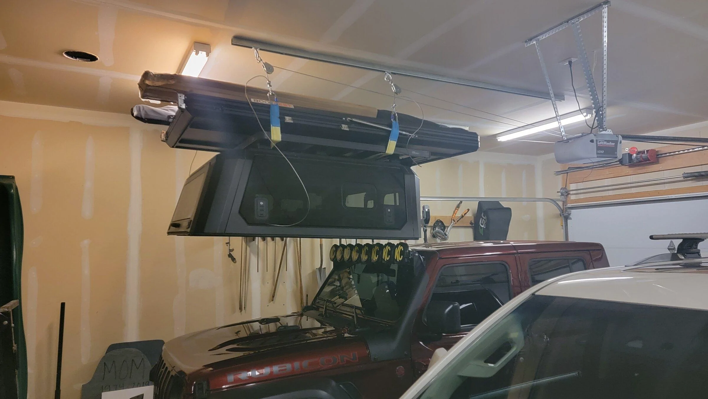 Garage Hoist for Rack and RTT | Jeep Gladiator (JT) News, Forum ...