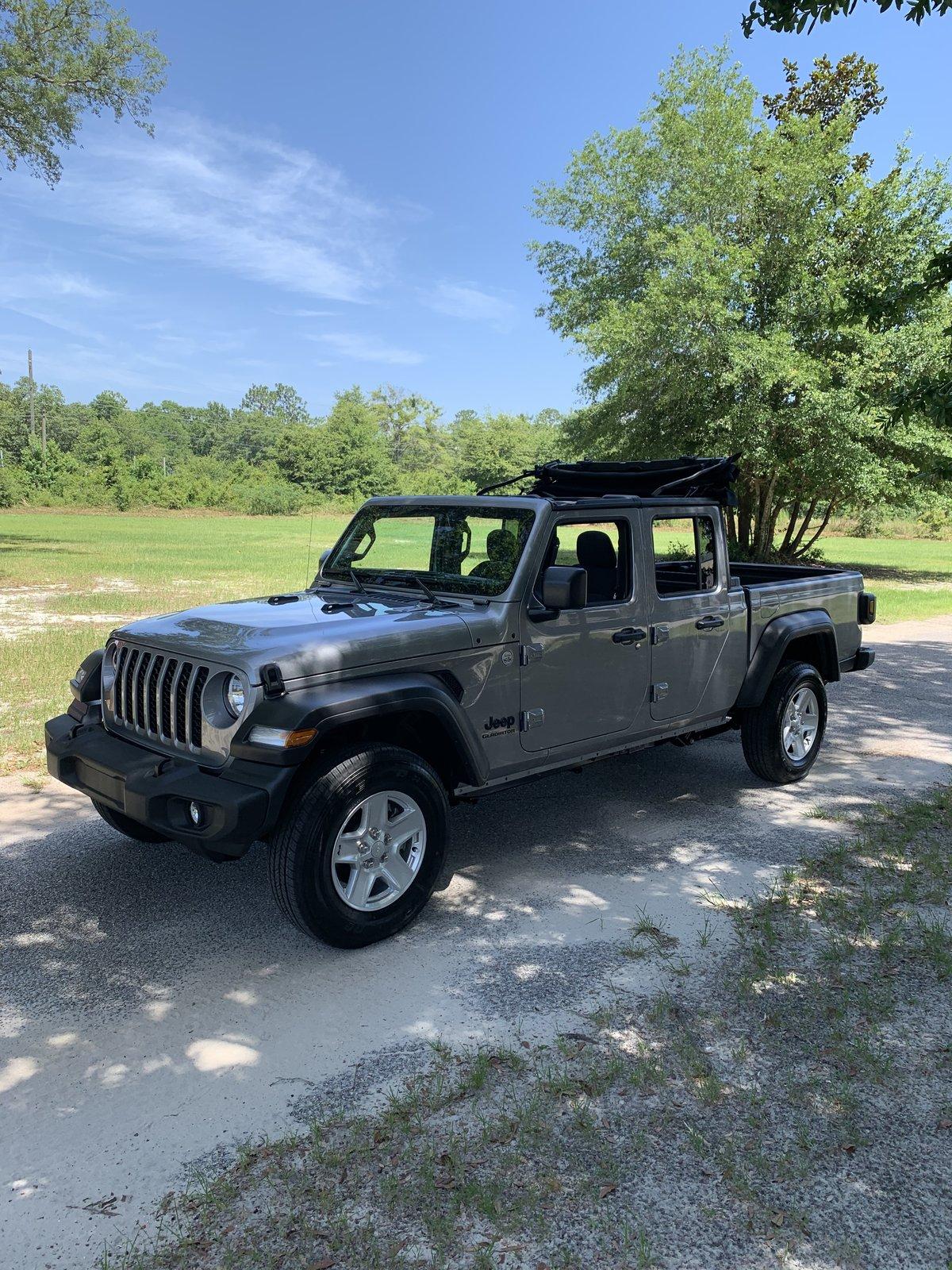 Pics with the soft top down (not off)? | Page 2 | Jeep Gladiator (JT ...