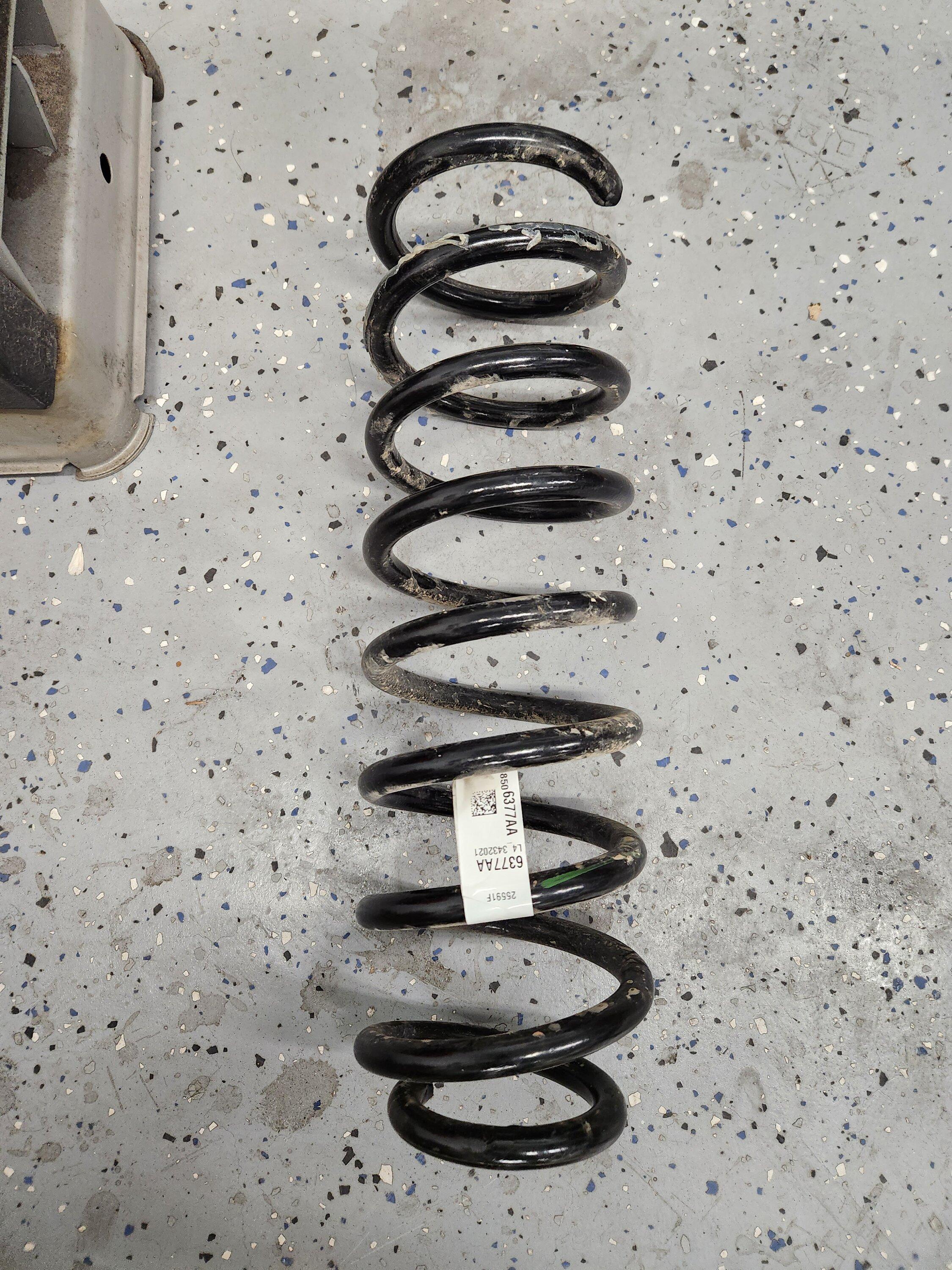 Help - Are these OEM rubicon front springs? | Jeep Gladiator (JT) News ...