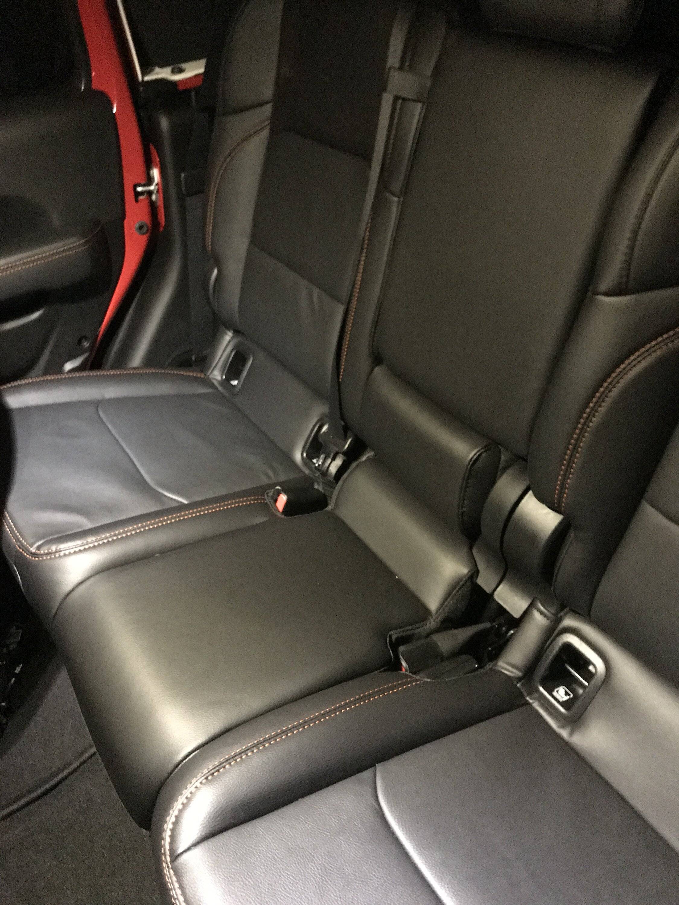 Leather interior 23' Mojave dissimilar leathers? | Jeep Gladiator (JT ...