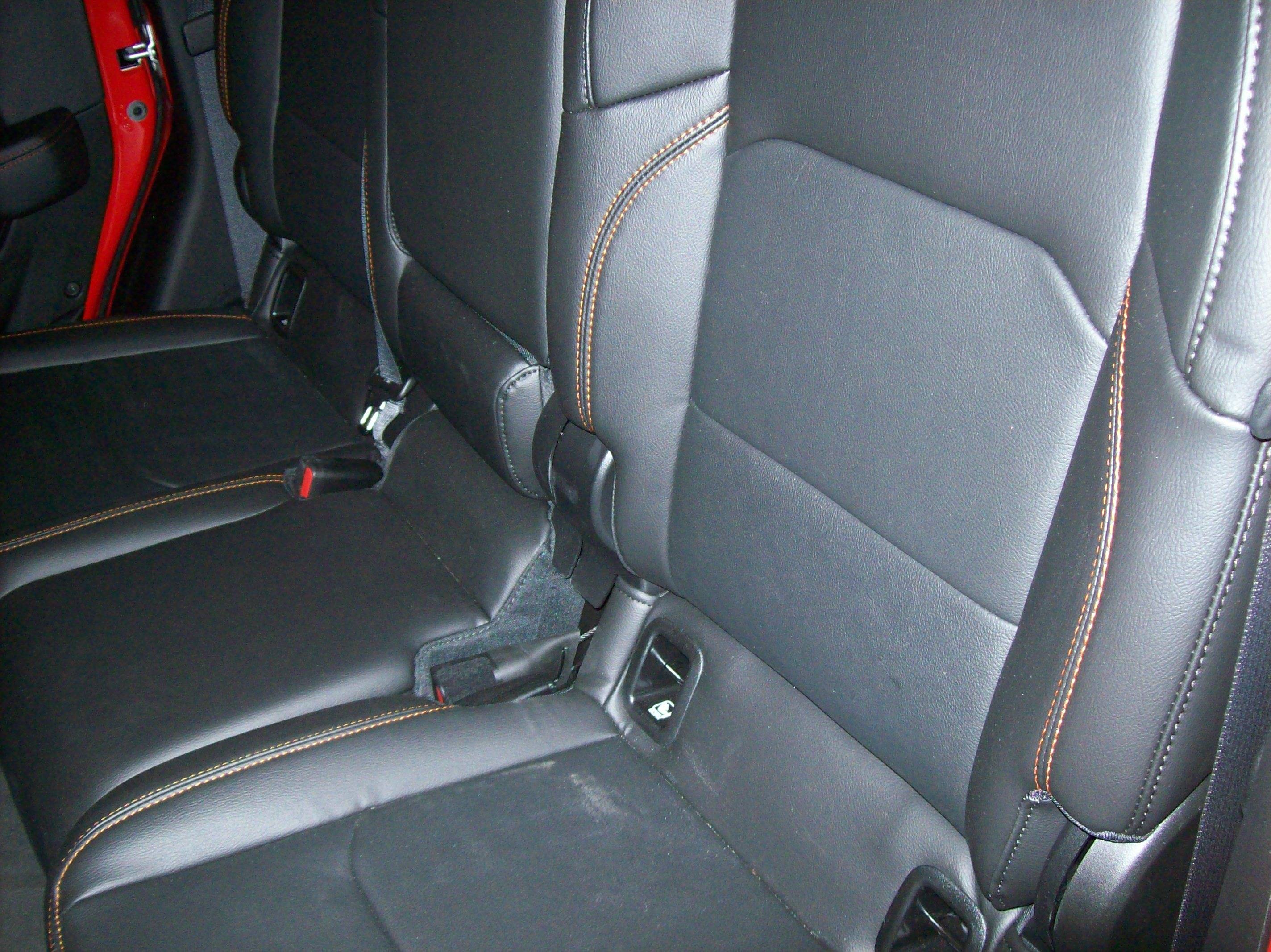 Leather interior 23' Mojave dissimilar leathers? | Jeep Gladiator (JT ...