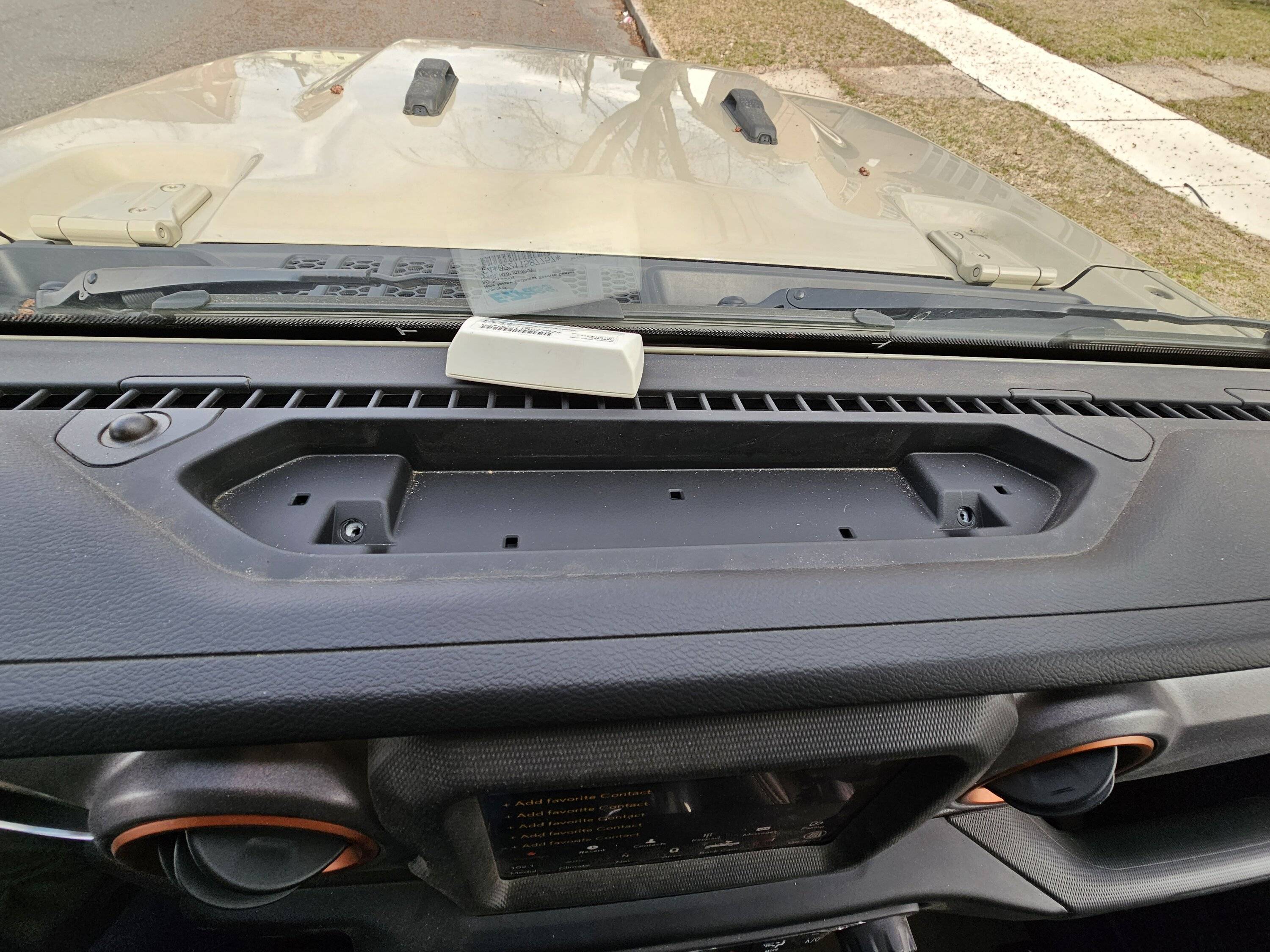 Internally routing USB - center console to above dash | Jeep Gladiator ...
