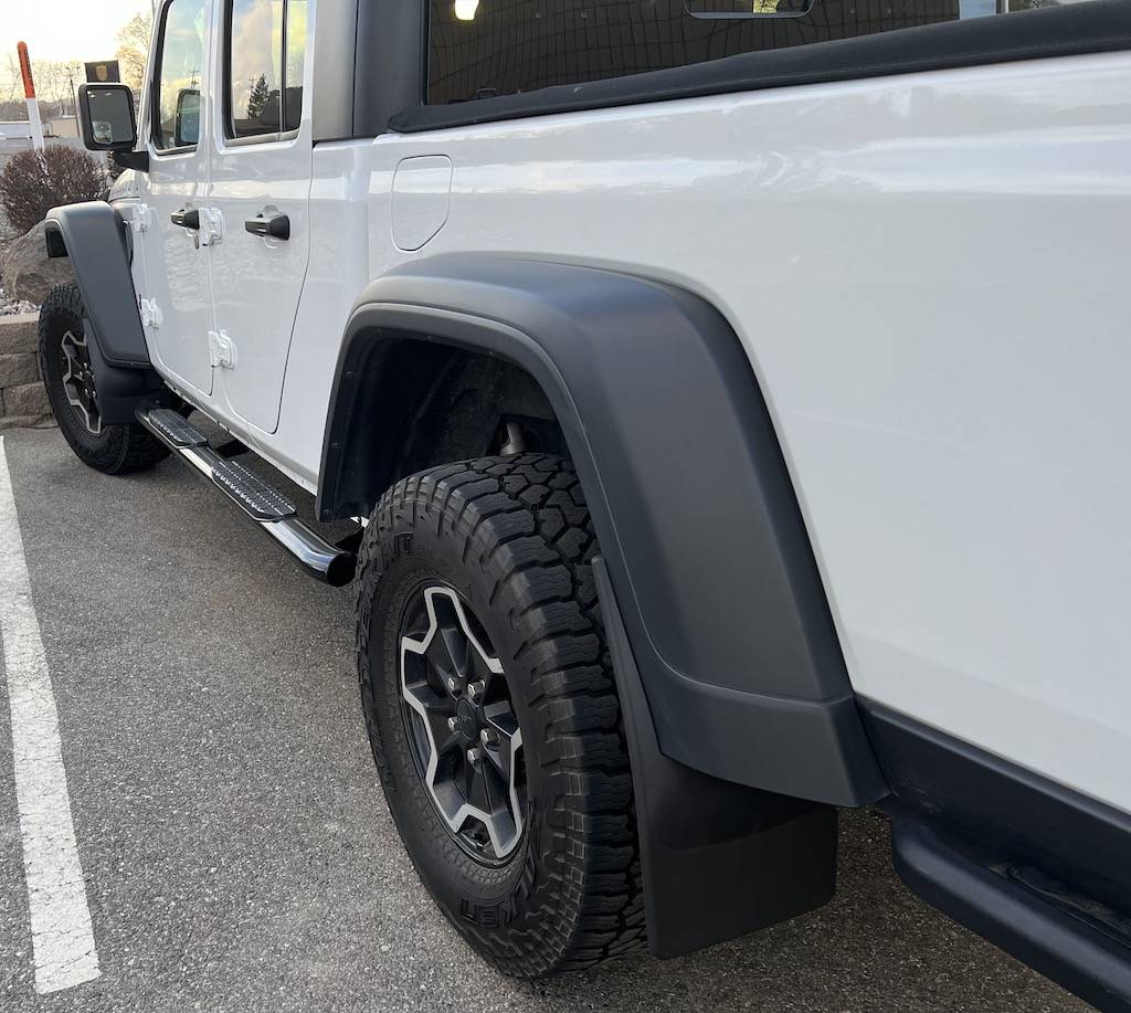 Do mud flaps make a difference (protect my driver's door handle from ...