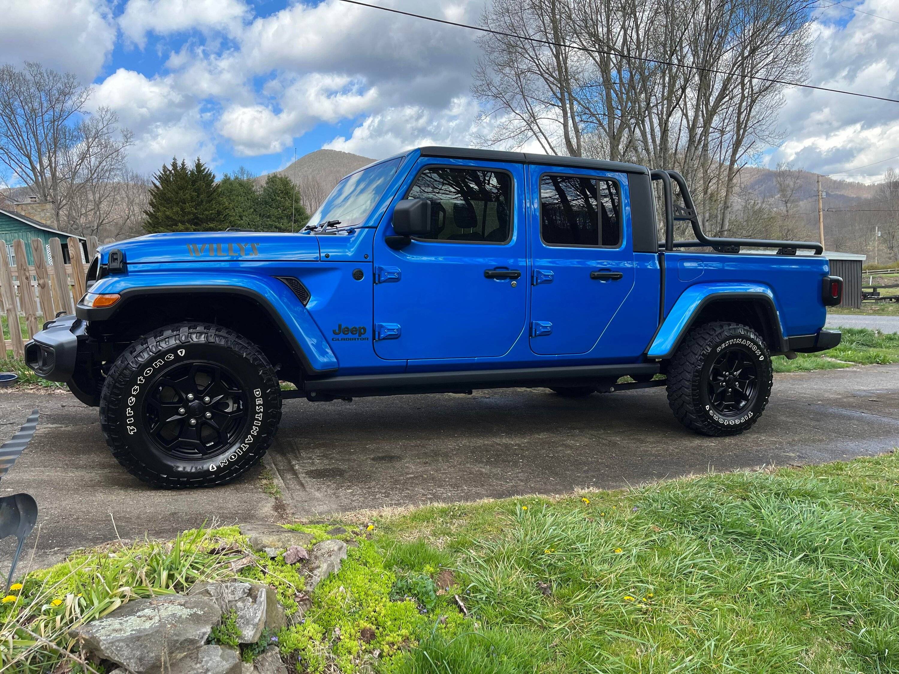 HYDRO BLUE PEARL Gladiator JT Club | Page 129 | Jeep Gladiator (JT ...