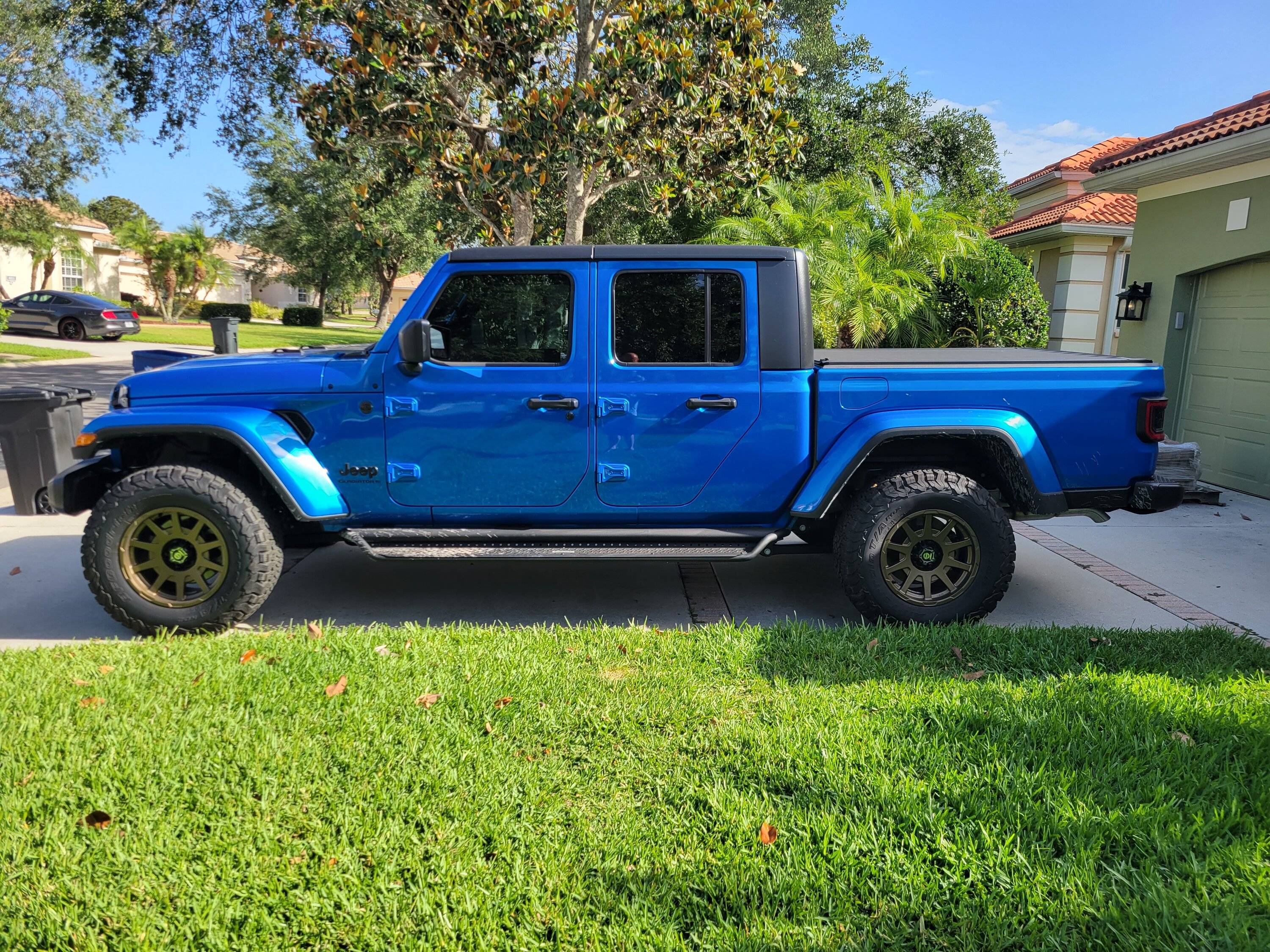 33's on Stock Suspension (Sport) | Jeep Gladiator (JT) News, Forum ...