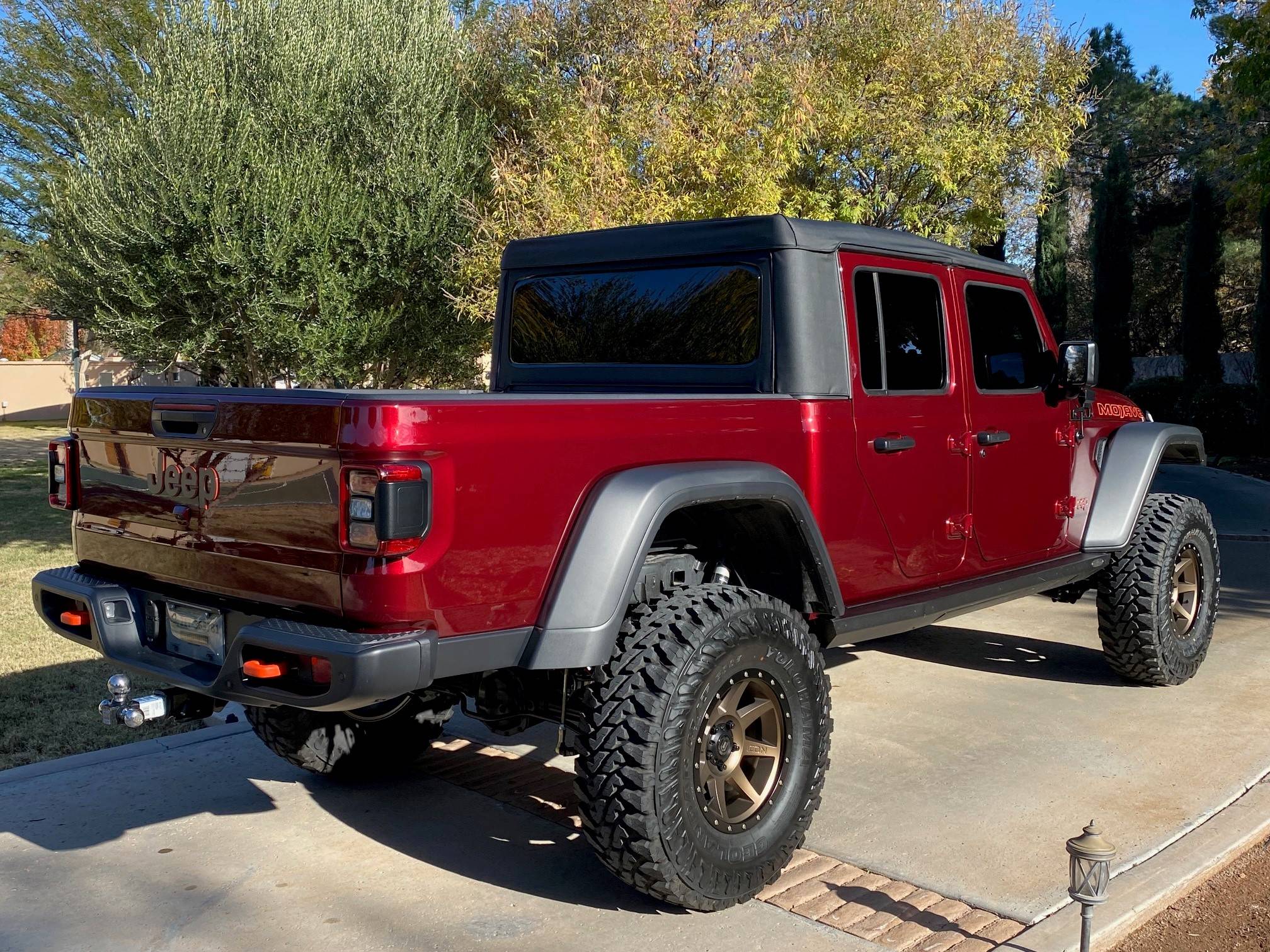 Texas - Jeep Gladiator Premium Soft Top For Sale - Factory Tinted Rear ...