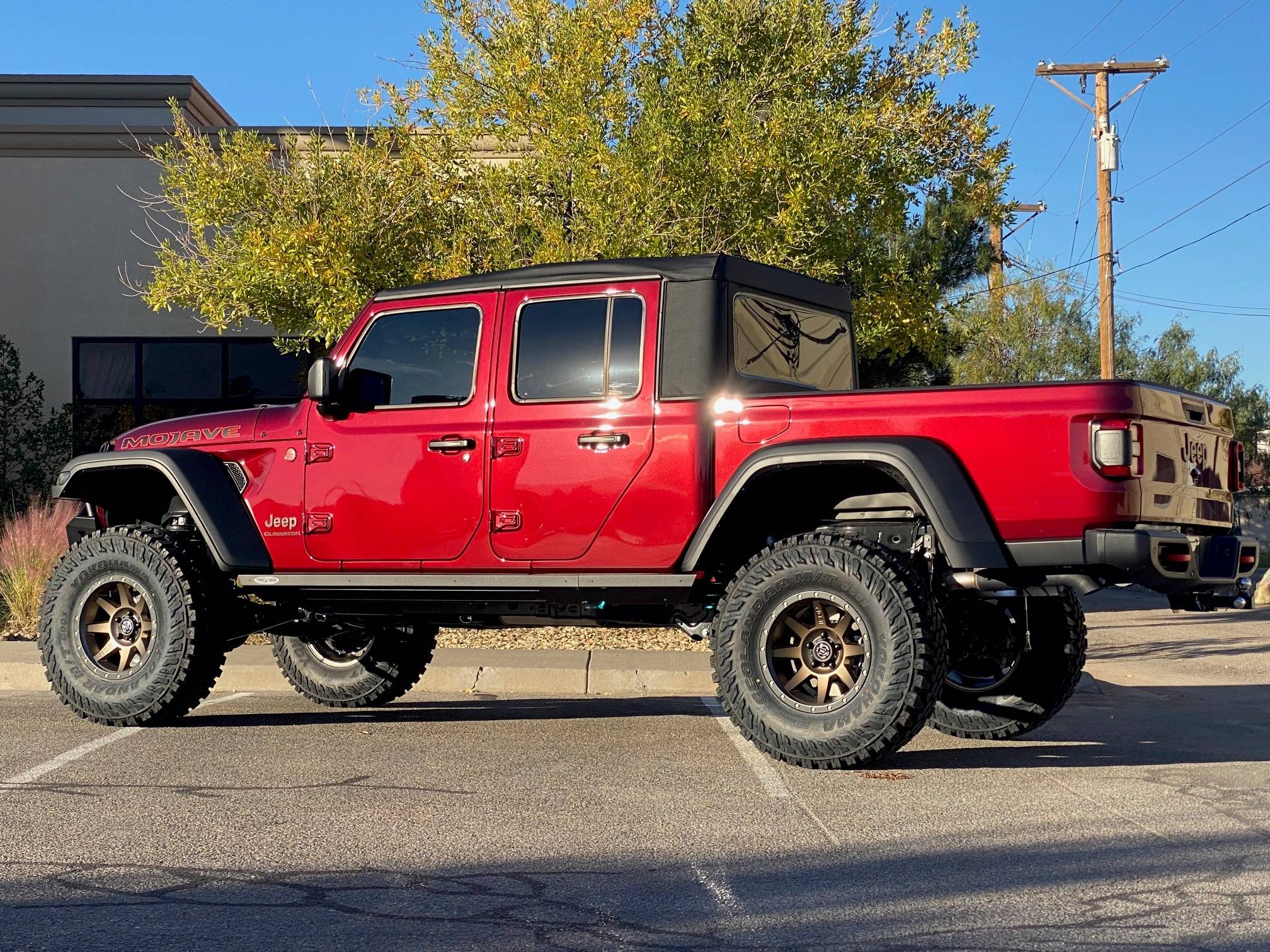 Texas - Jeep Gladiator Premium Soft Top For Sale - Factory Tinted Rear ...