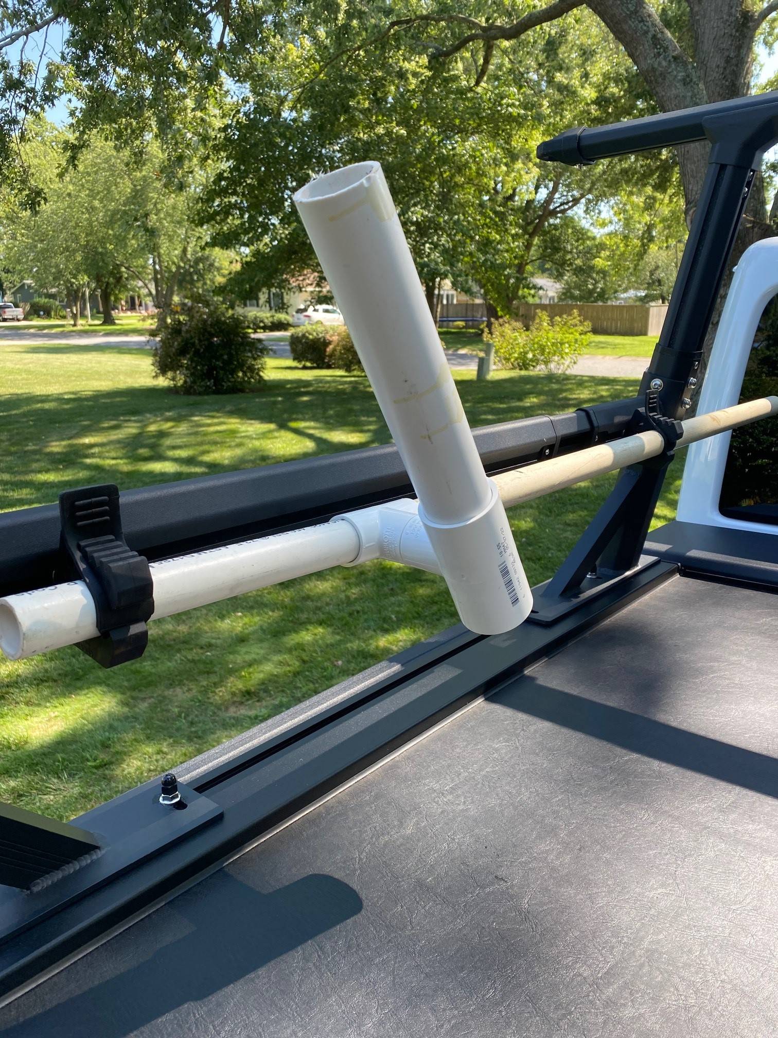 How do you carry your fishing poles? | Page 2 | Jeep Gladiator (JT ...