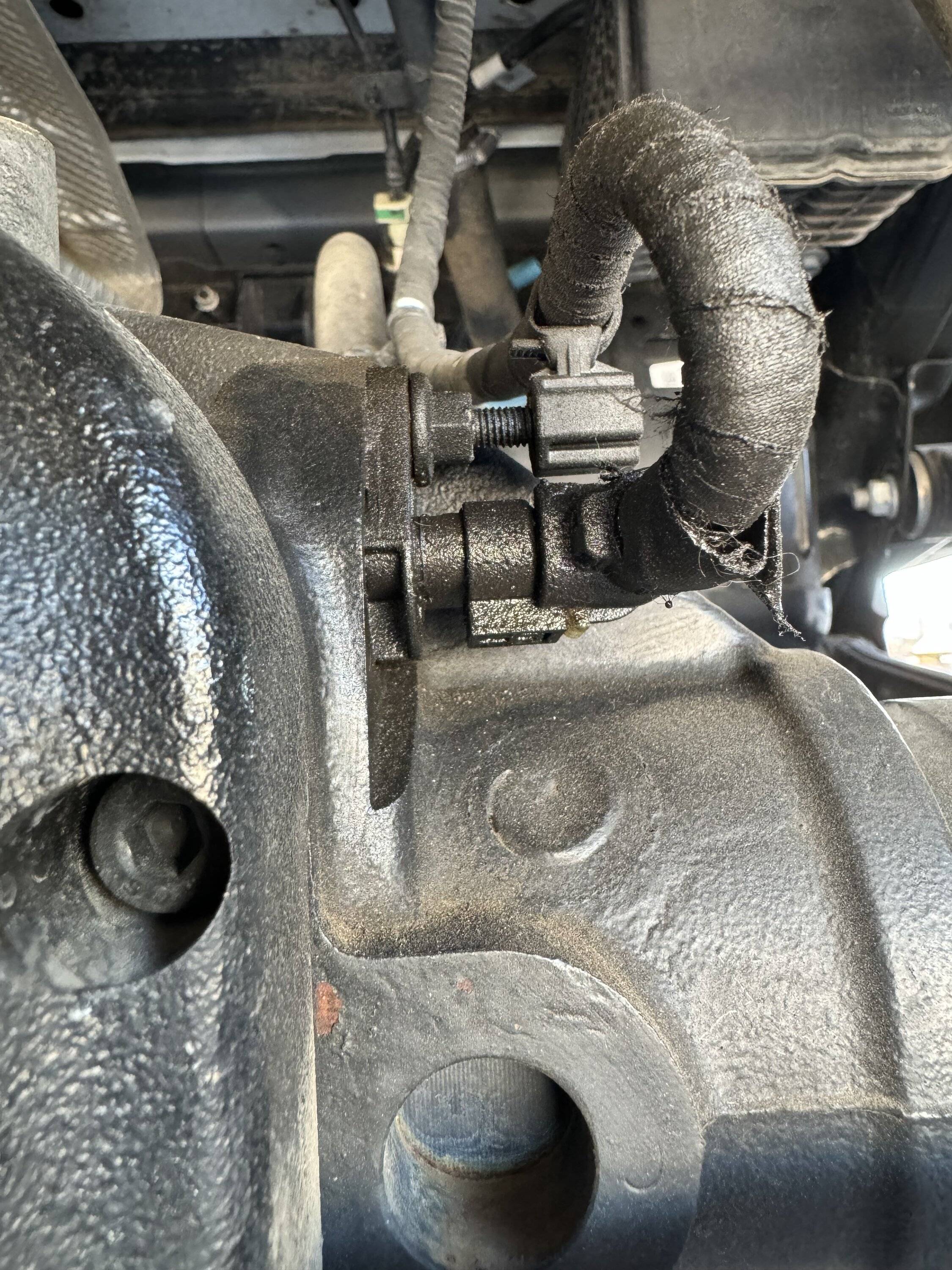 Rear diff locker sweating? | Jeep Gladiator (JT) News, Forum, Community ...