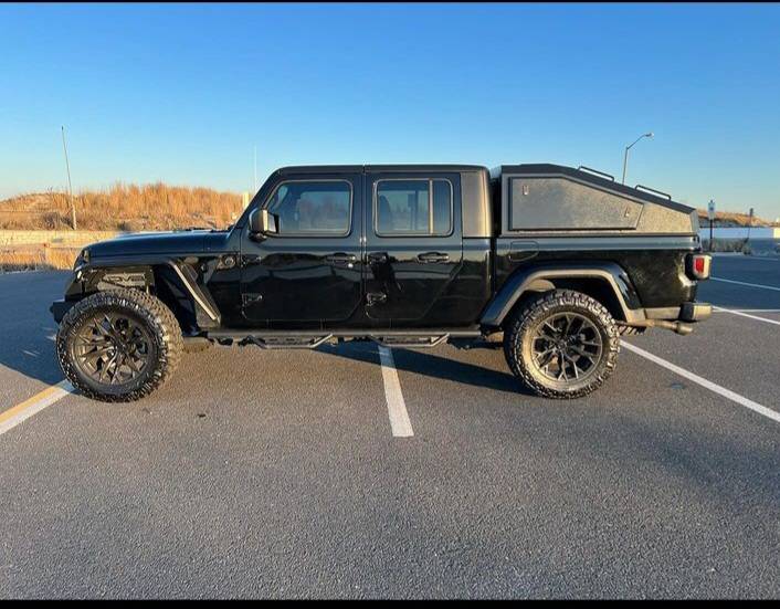 Gaia Shadow Top (fastback style) | Jeep Gladiator (JT) News, Forum ...