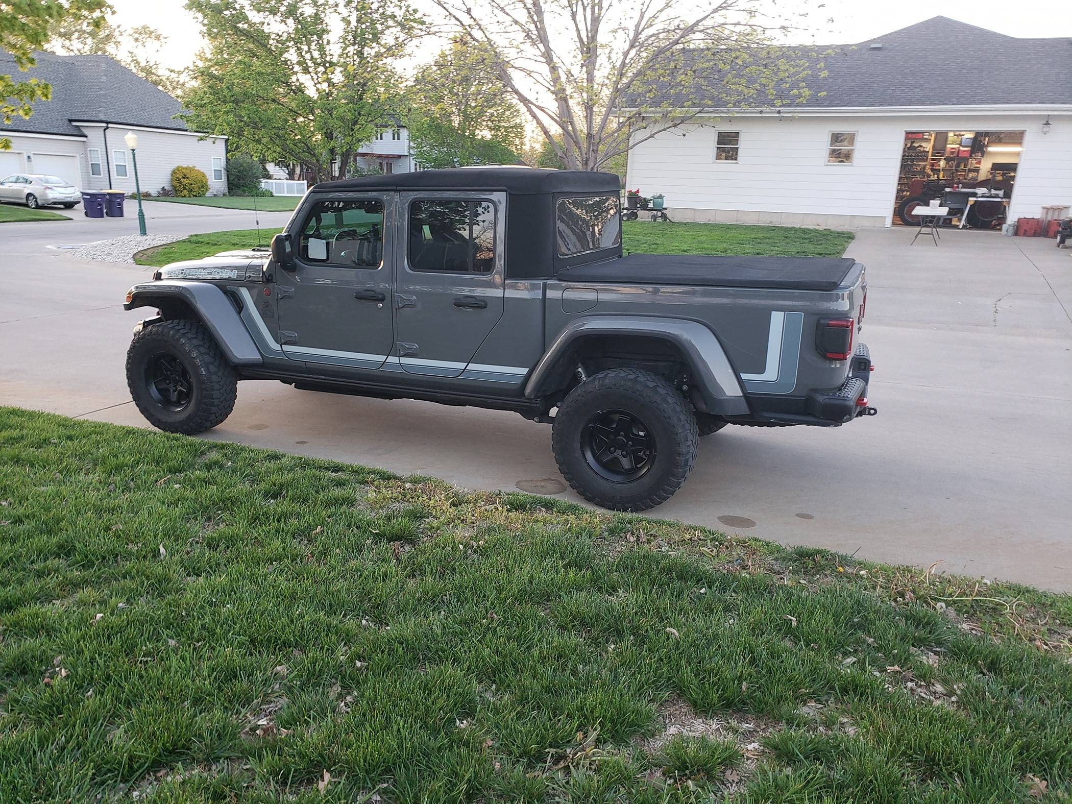 Where do you keep your freedom panel storage bag in the jeep? | Jeep ...