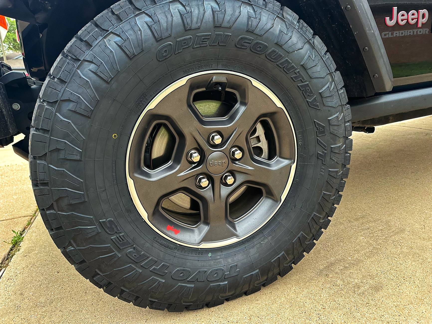35" Nitto Trail Grapplers on 2024 Rubicon? | Jeep Gladiator (JT) News ...