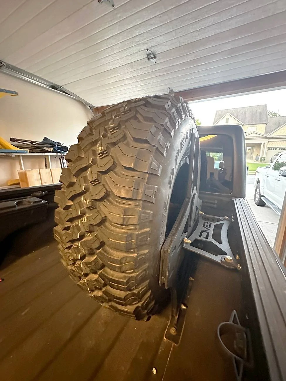 Georgia - DV8 Jeep Gladiator JT Stand Up Spare Tire Mount - $50 | Jeep ...