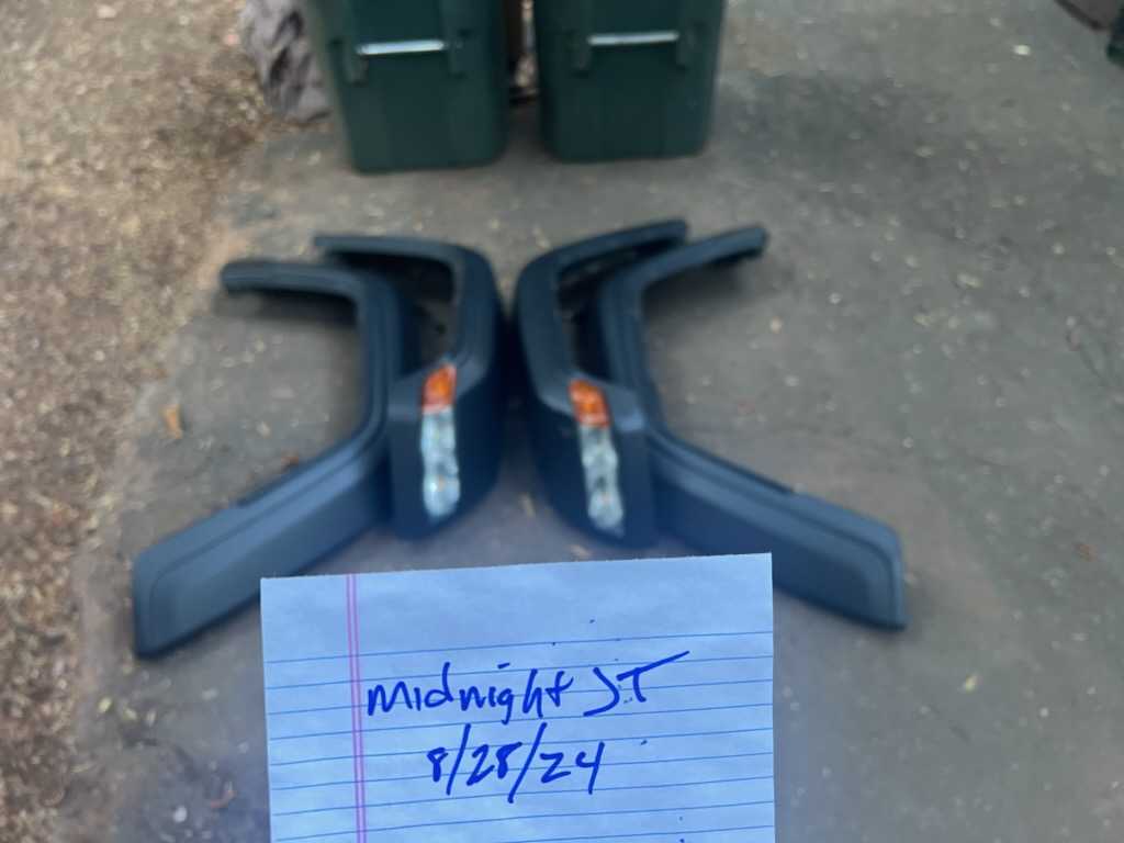 California - '20 Sport S fenders w/lights & liners - Nor-Cal | Jeep ...