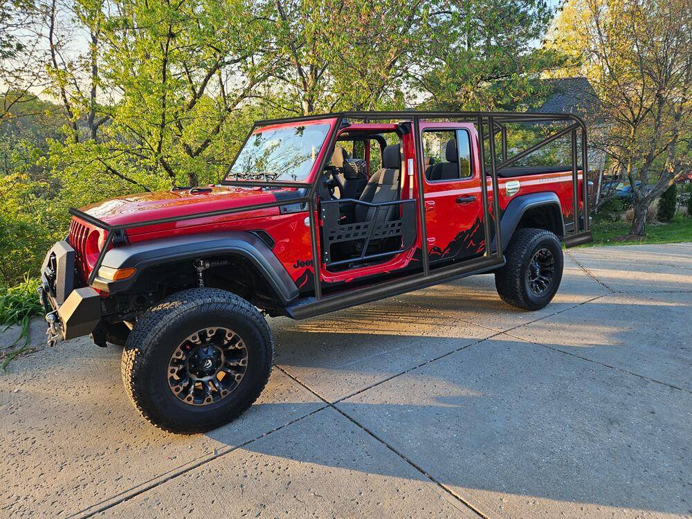 JT Full Exo Cage - Possible Issue Truck Flex? | Jeep Gladiator (JT ...