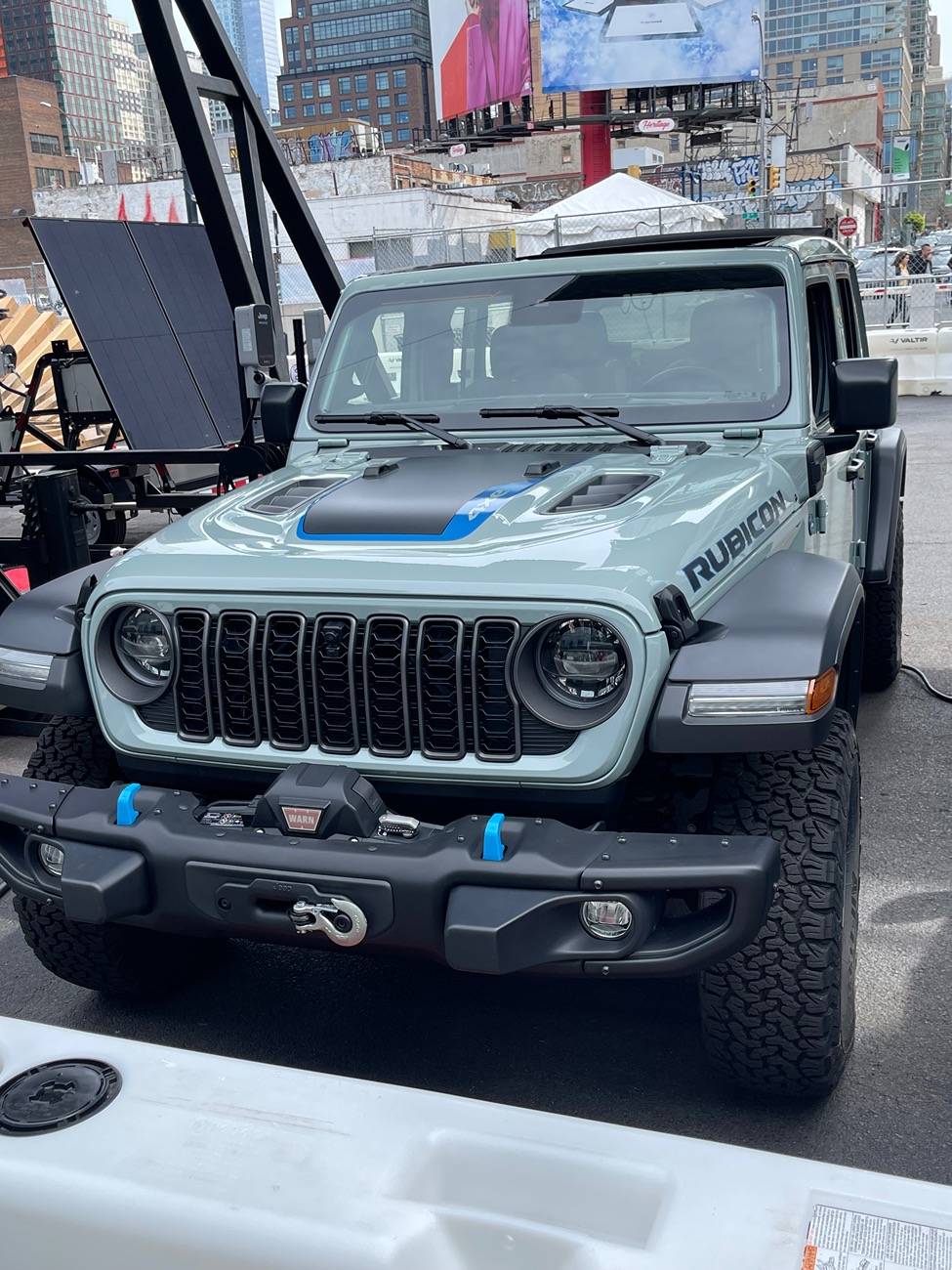 Winch - new factory one included 2024 vs 2022 non included winches ...