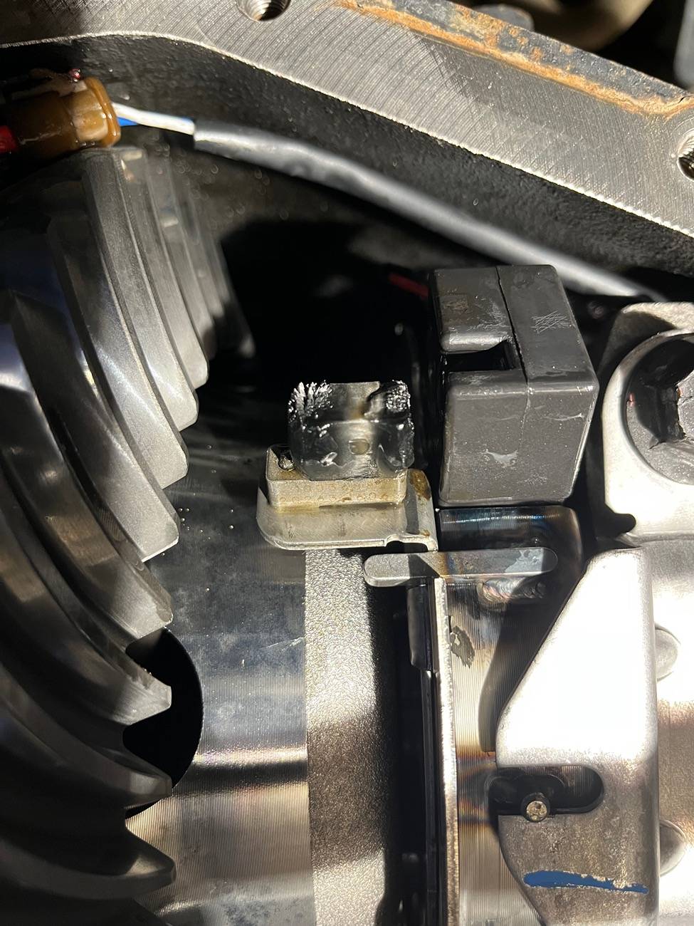 Rear axle locker light flashing | Jeep Gladiator (JT) News, Forum ...