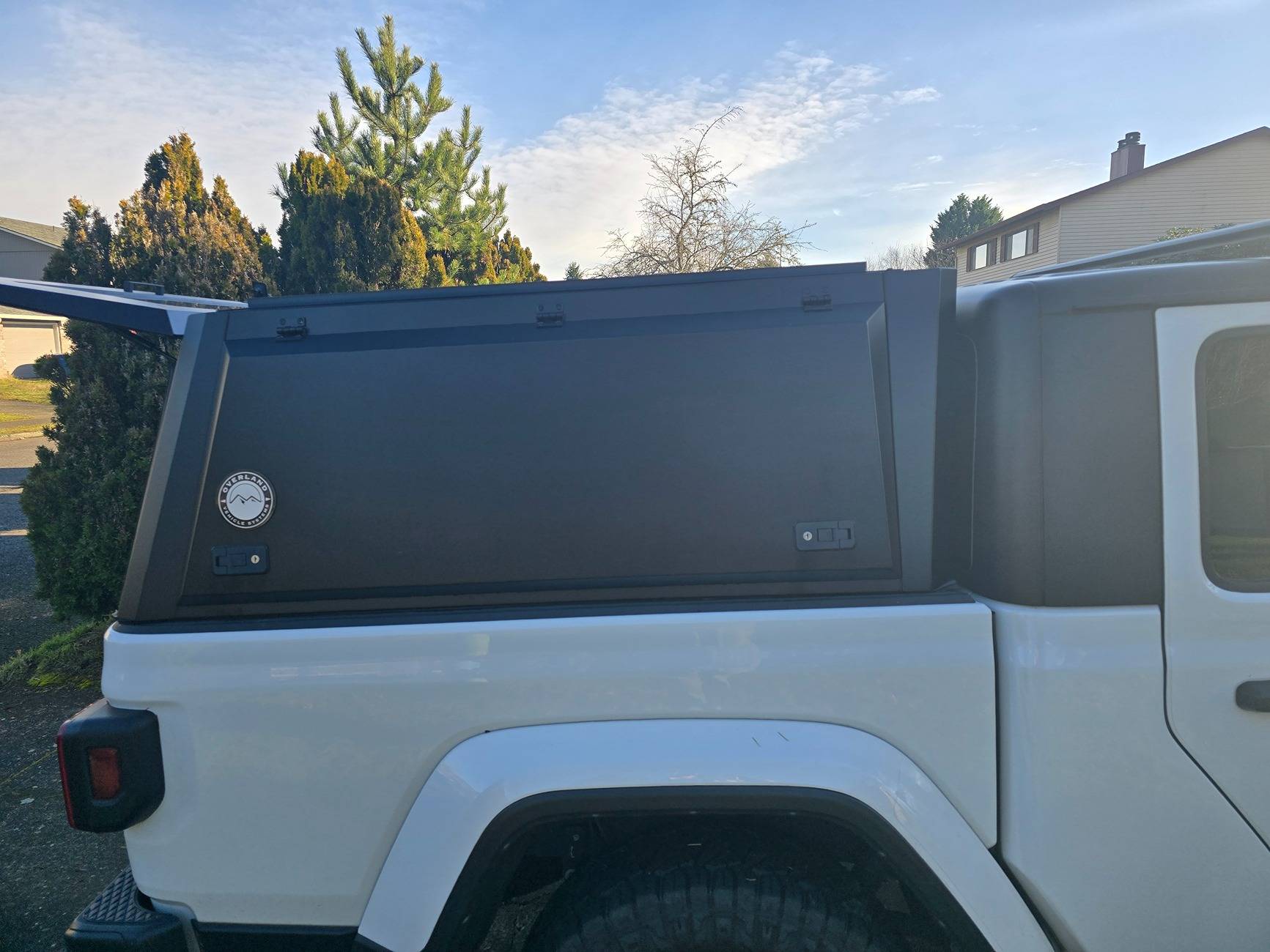 ARE camper shell lack of QC- - update! | Jeep Gladiator (JT) News ...