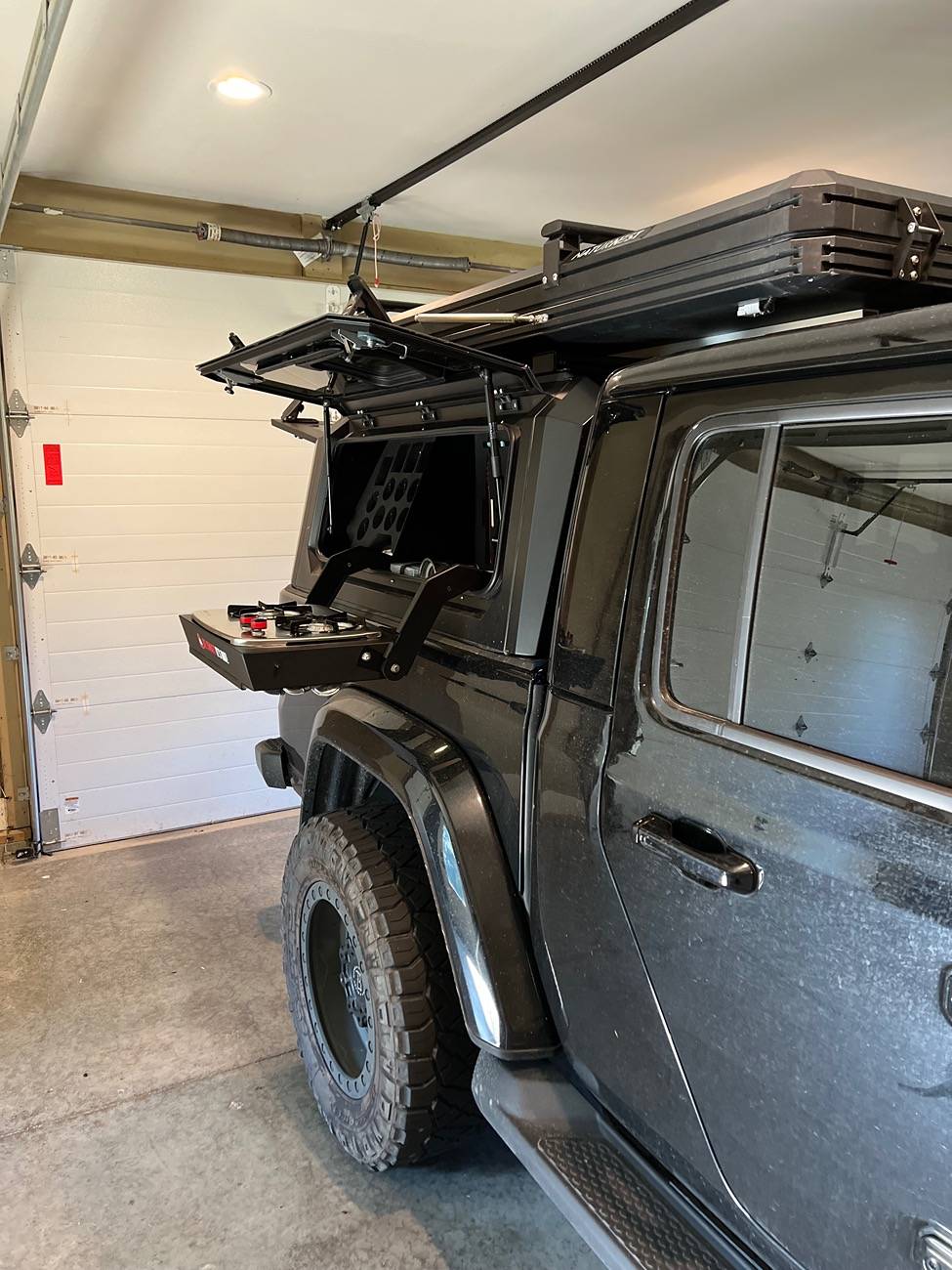 RSI SmartCap and Kitchen for Sale | Jeep Gladiator (JT) News, Forum ...