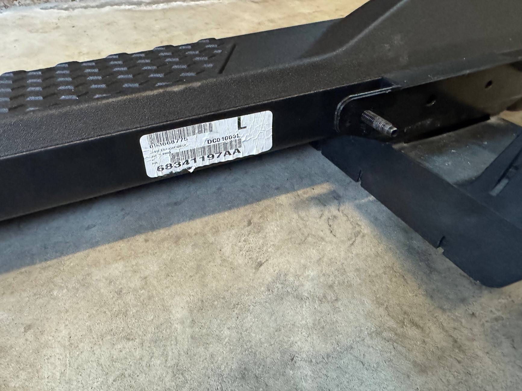 North Carolina - OEM Mopar Running Boards, Side Steps - 68341196AA ...