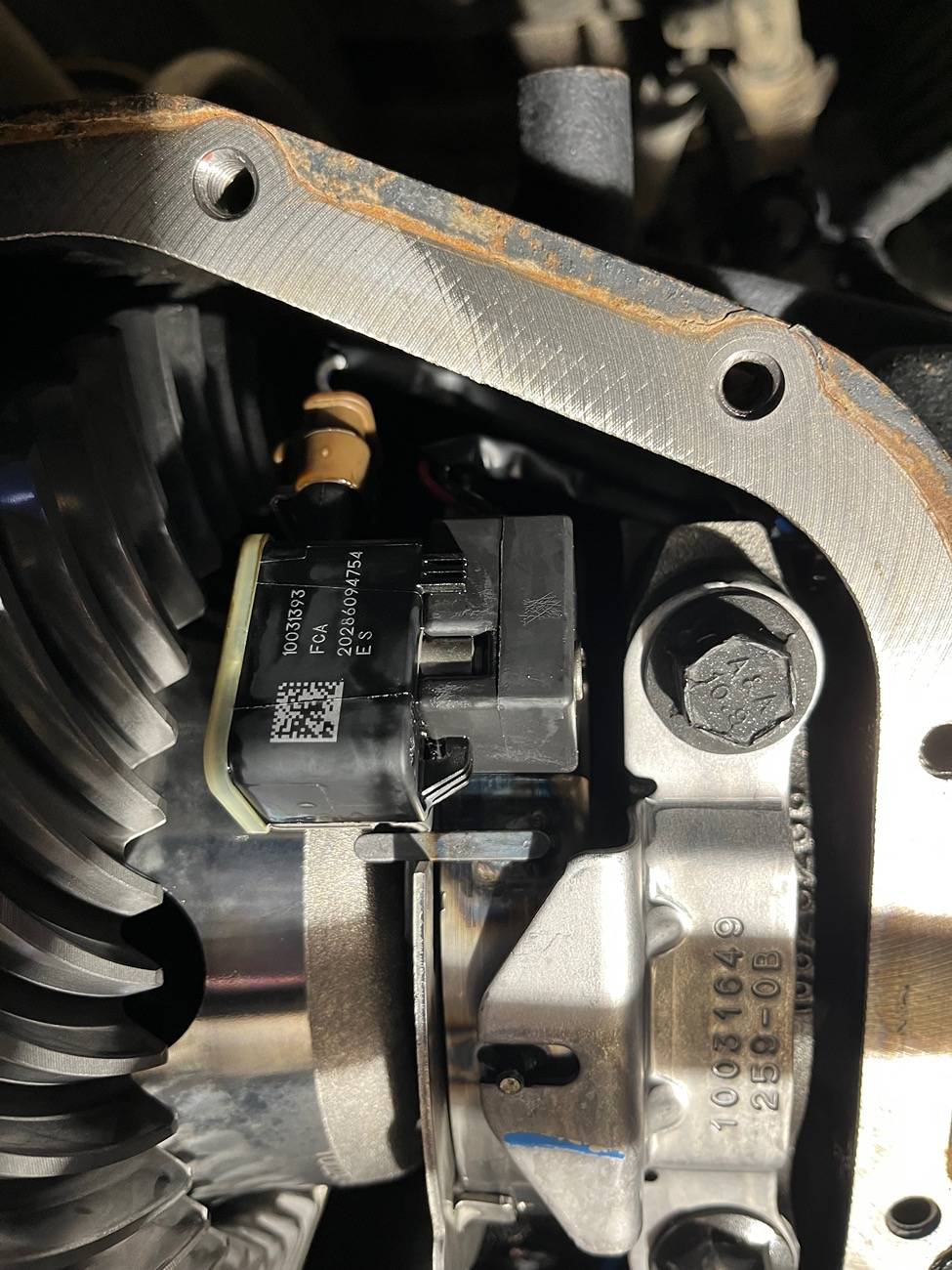 Potting the Locker Sensor VS Z Automotive Bypass | Jeep Gladiator (JT ...