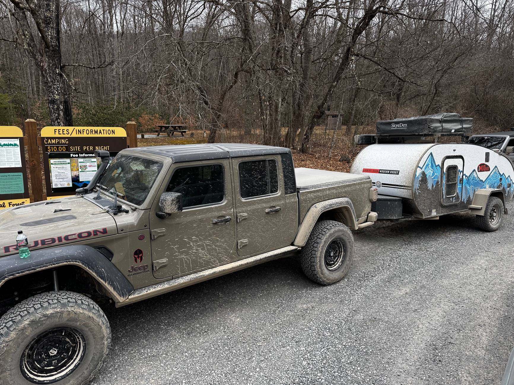 41 color Gladiators - what color aftermarket wheels? | Jeep Gladiator ...