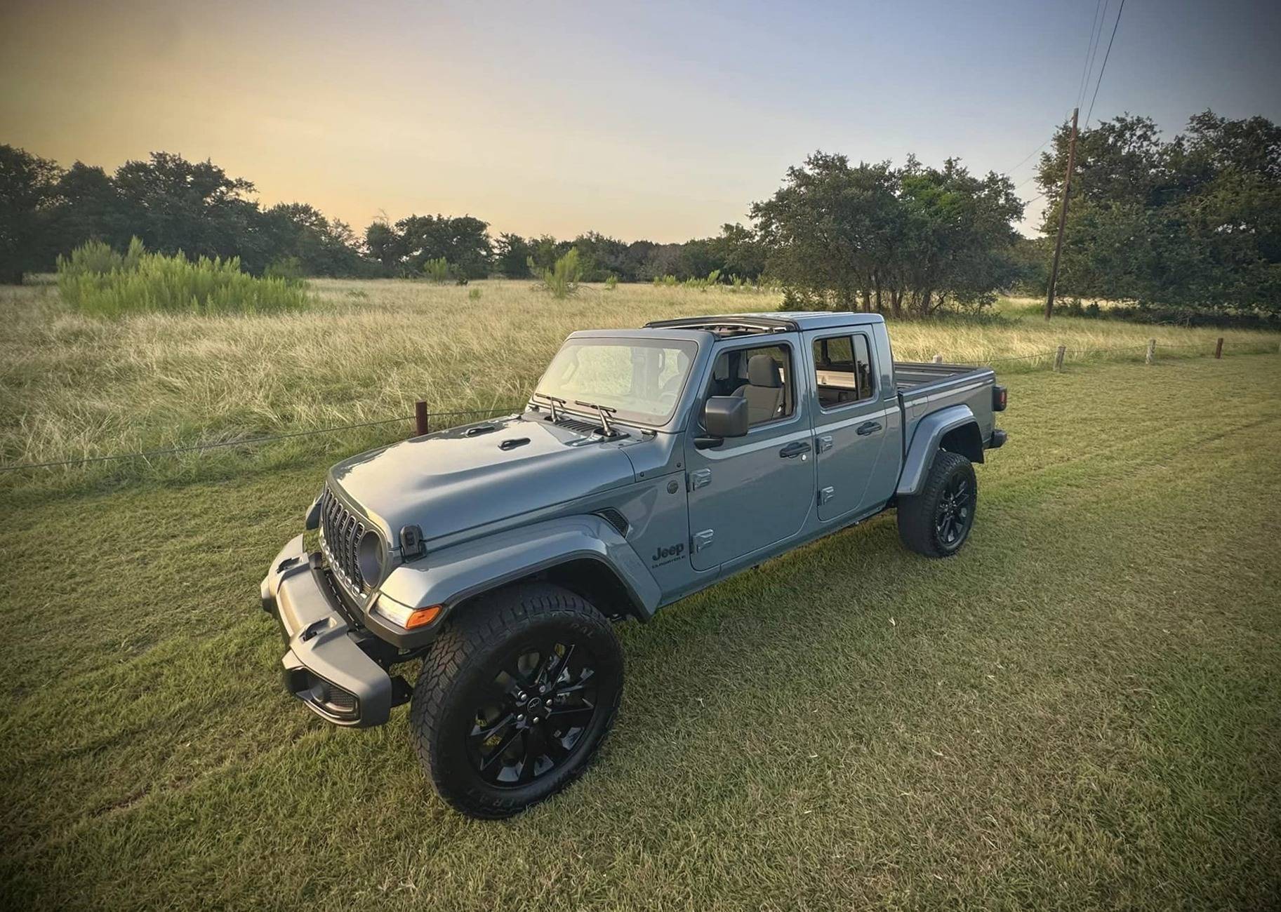 My 1st Jeep! 2024 Gladiator Nighthawk | Jeep Gladiator (JT) News, Forum ...