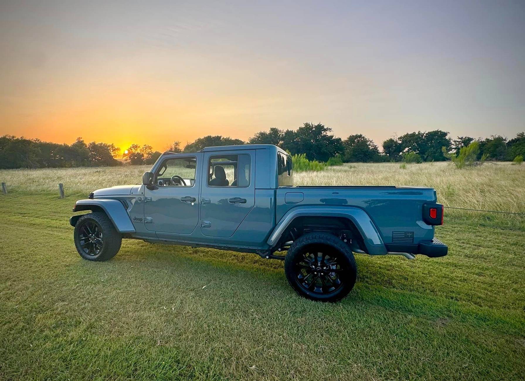 My 1st Jeep! 2024 Gladiator Nighthawk | Jeep Gladiator (JT) News, Forum ...