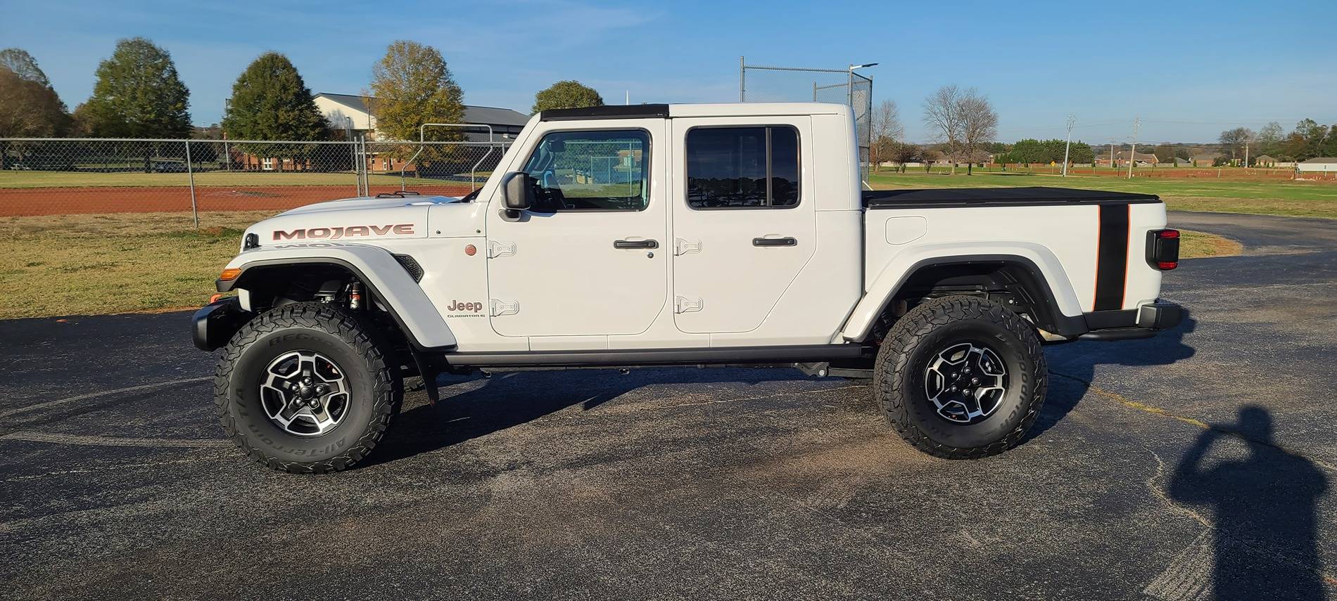 New Mojave 35” tire upgrade on stock wheels | Jeep Gladiator (JT) News ...