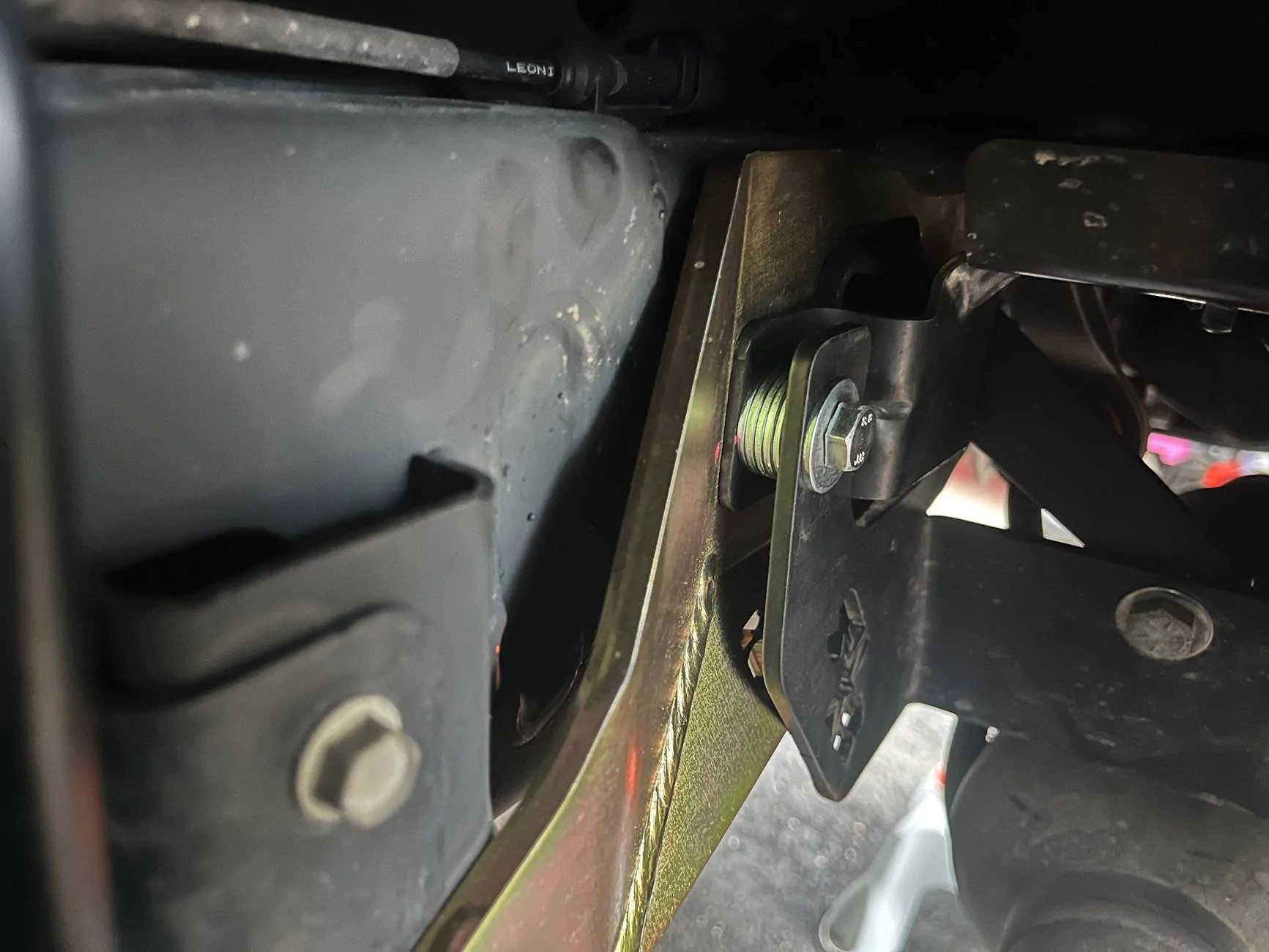 MetalCloak rear sway bar bracket and RockBlokz flaps | Jeep Gladiator ...