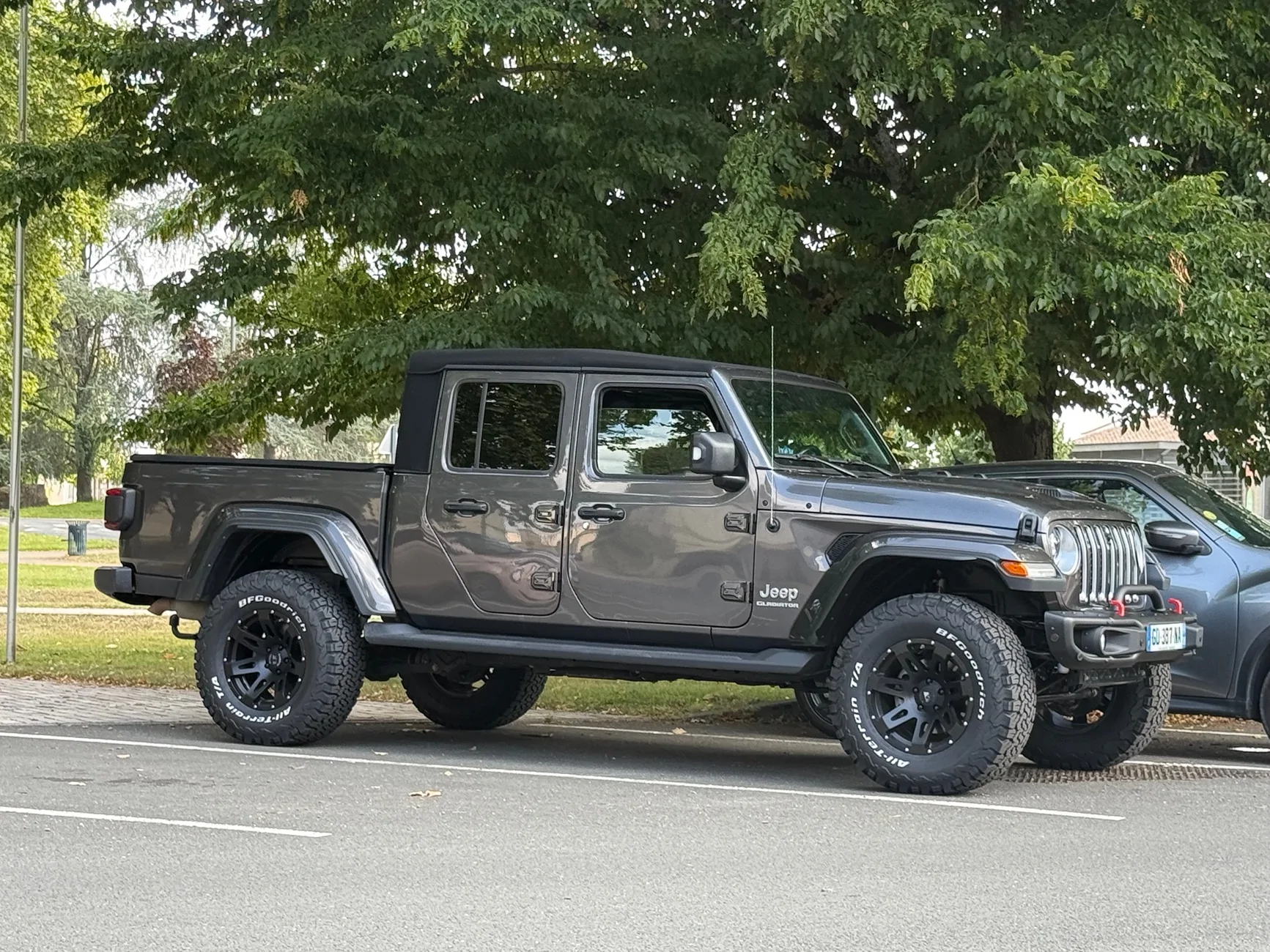 Lets see all those Gladiators with lifts and bigger tires! | Page 127 ...