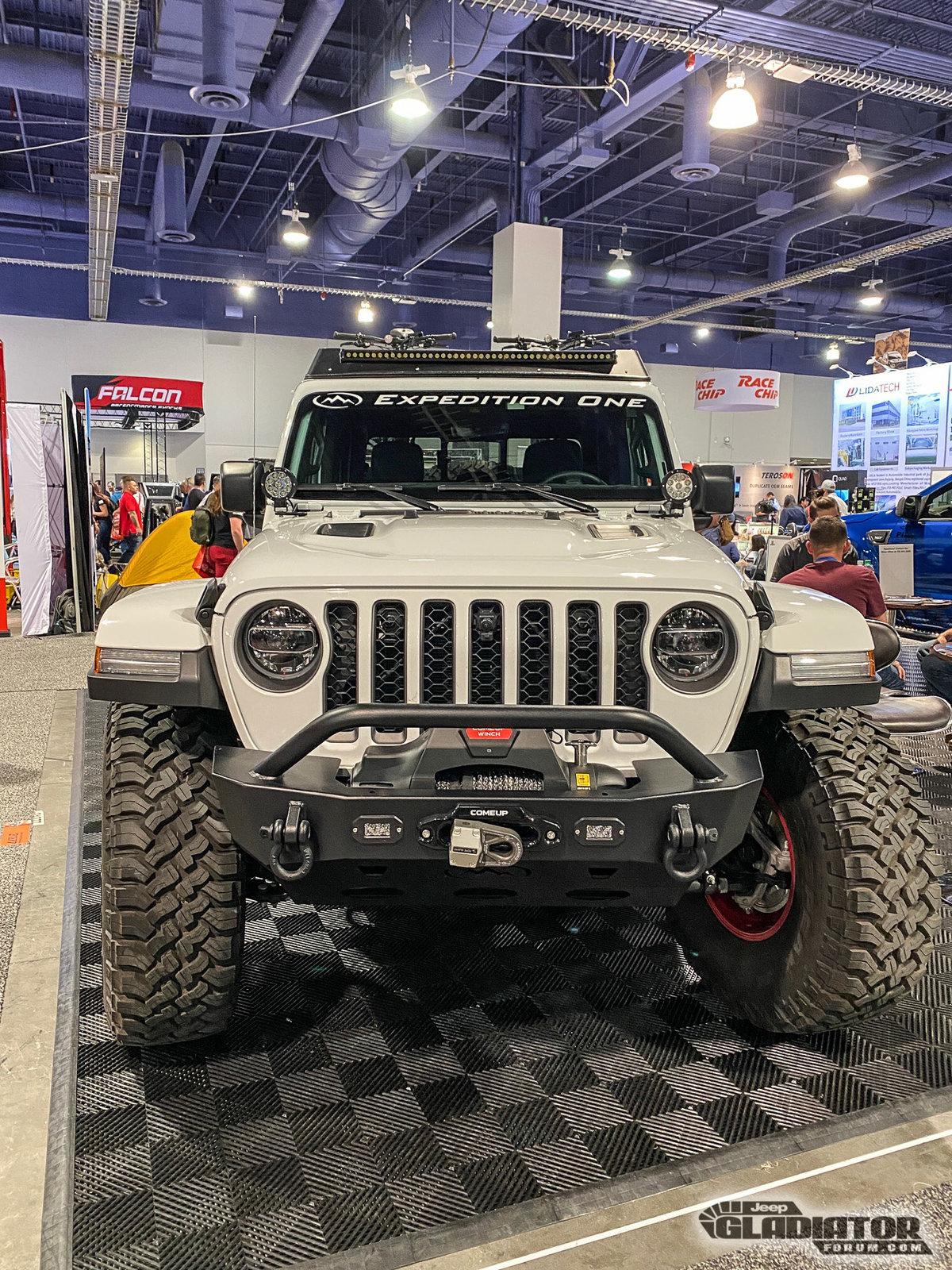 Expedition One / Fat Bob's Garage Gladiator Build [SEMA 2019] | Jeep ...