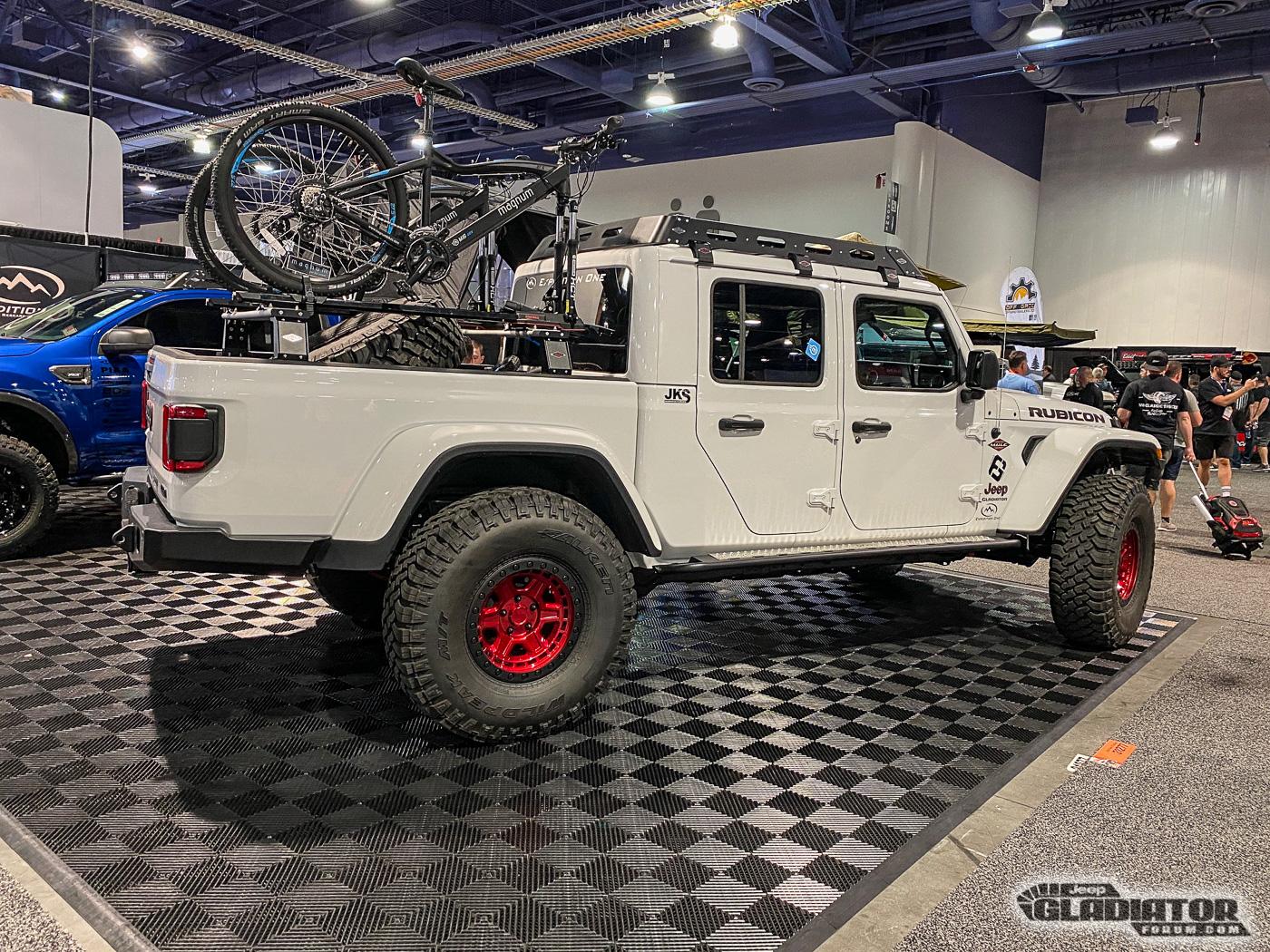 Expedition One / Fat Bob's Garage Gladiator Build [SEMA 2019] | Jeep ...