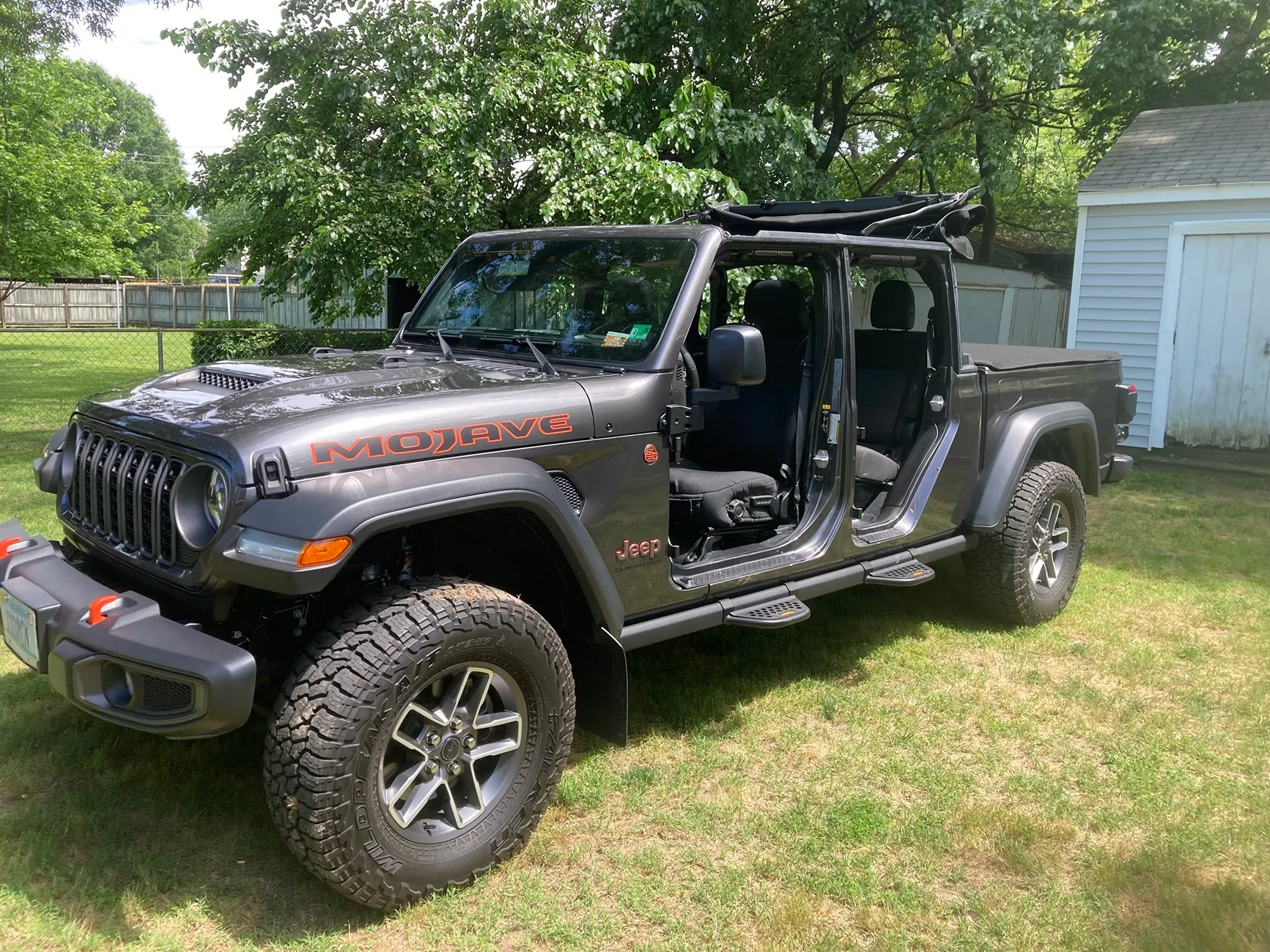 Side steps that fit with the rubicon rock rail | Jeep Gladiator (JT ...