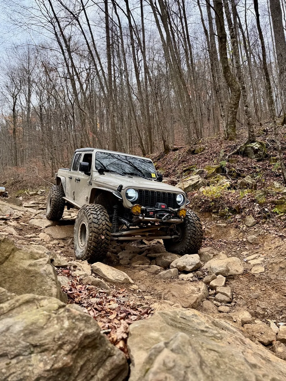 Motobilt Rocker Guards with Steps | Jeep Gladiator (JT) News, Forum ...