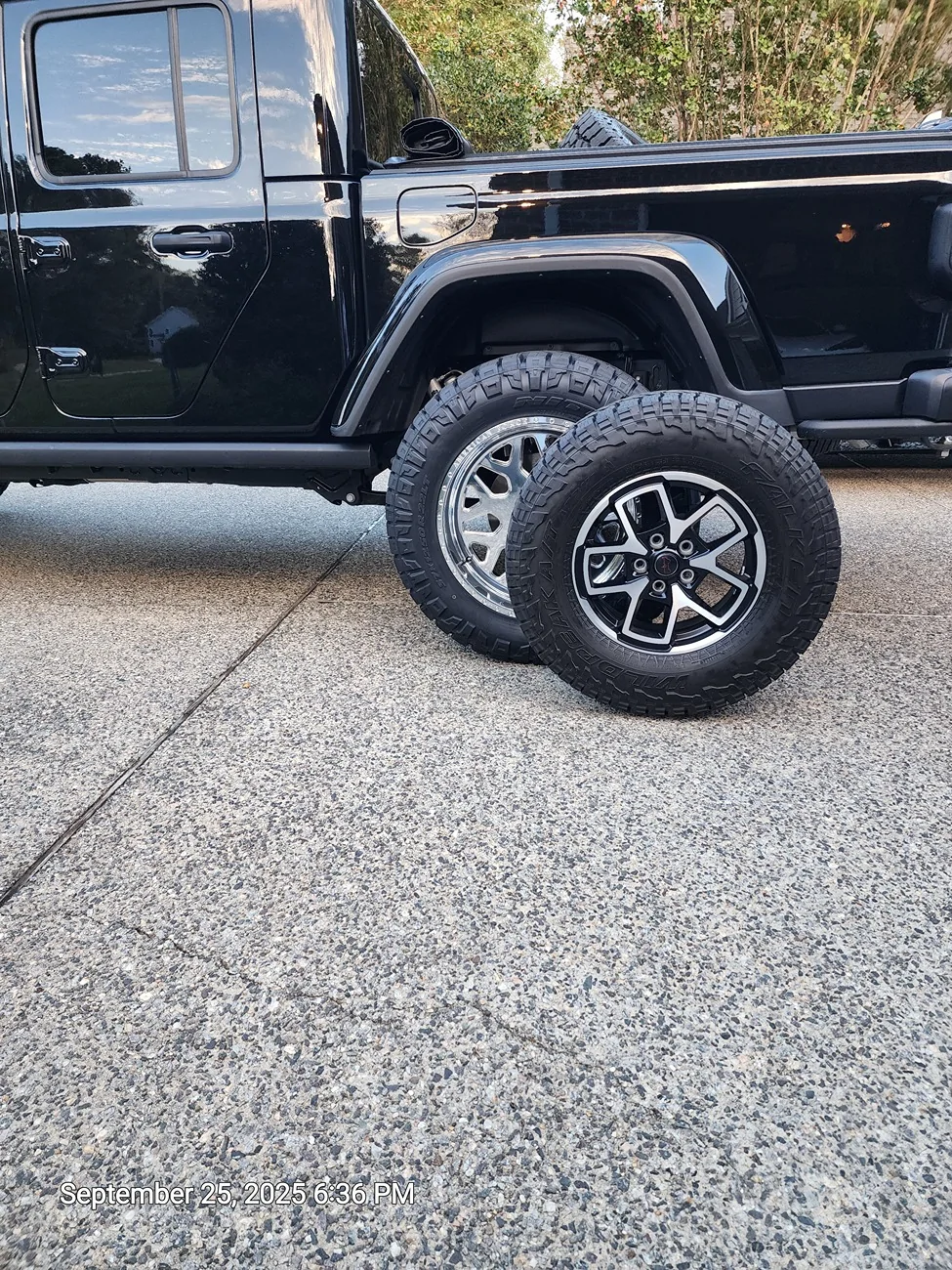 The wife's new Gladiator RubX build | Jeep Gladiator (JT) News, Forum, Community ...