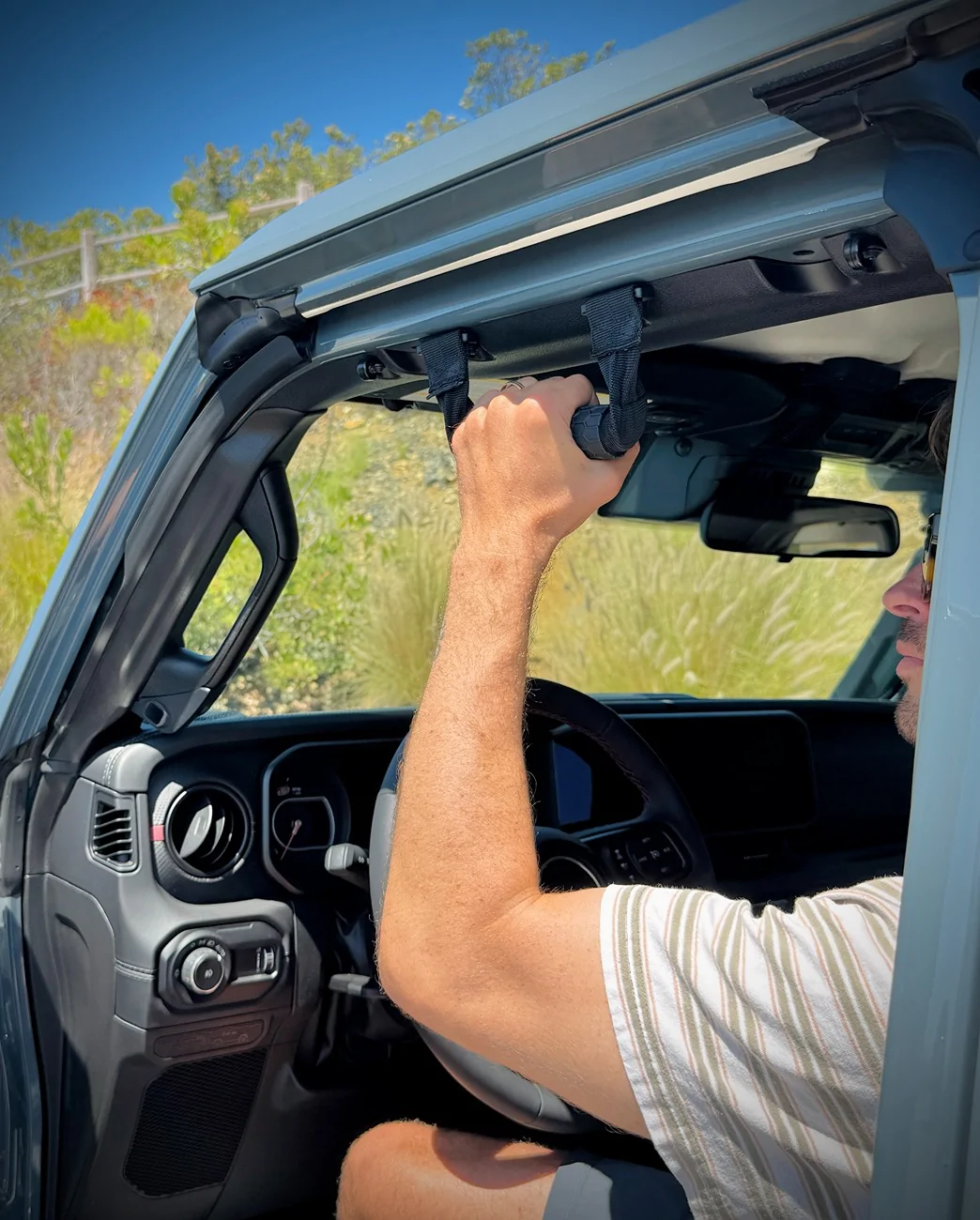 NEW: Magnetic Gladiator grab handles, 24+ Airbag Safe, works with Soft ...