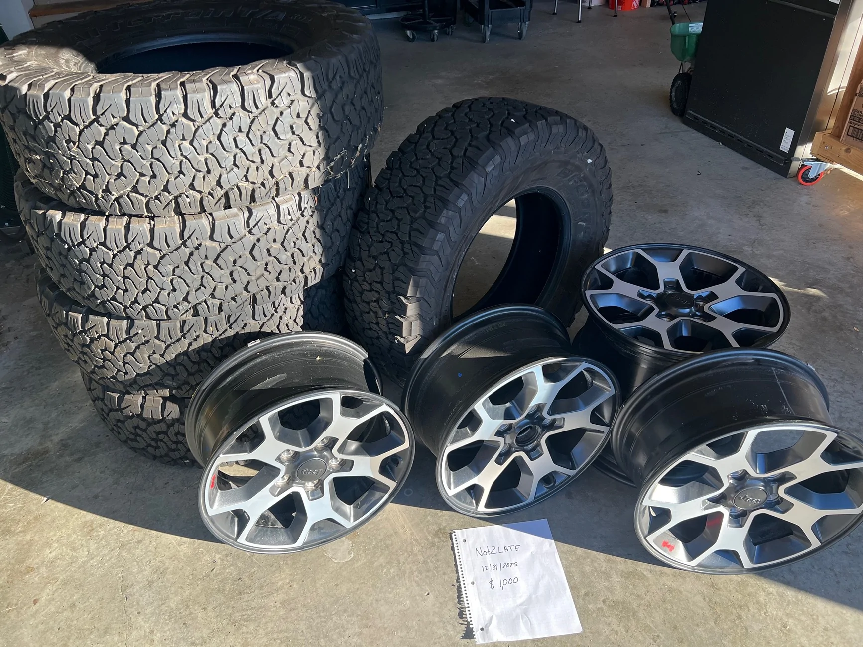 Kansas - (5) KO2 Tires and Rubicon Wheels - Takeoffs from '23 Rubicon ...