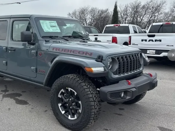 New hoods showing up on Rubicons | Page 6 | Jeep Gladiator (JT) News ...