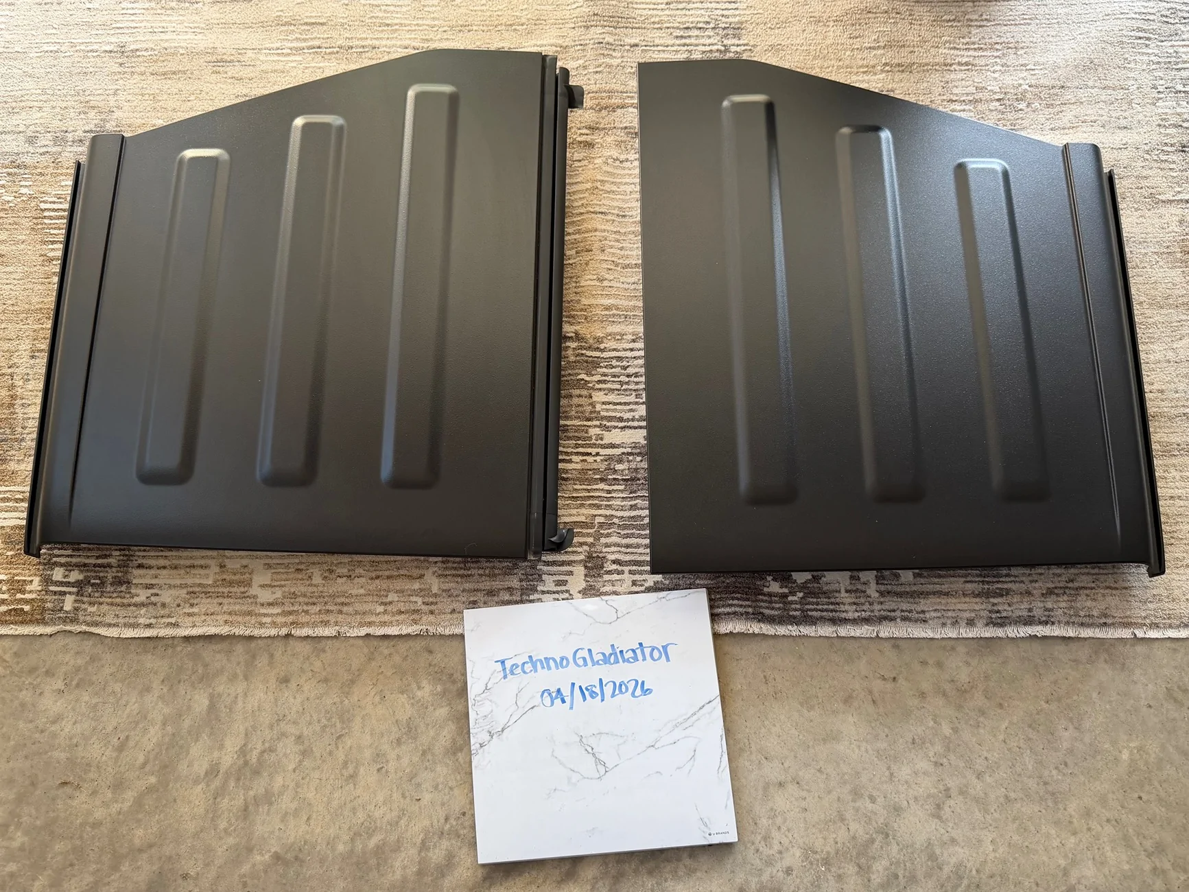Virginia - OEM Jeep Gladiator Hardtop - standard textured black: $2000 ...