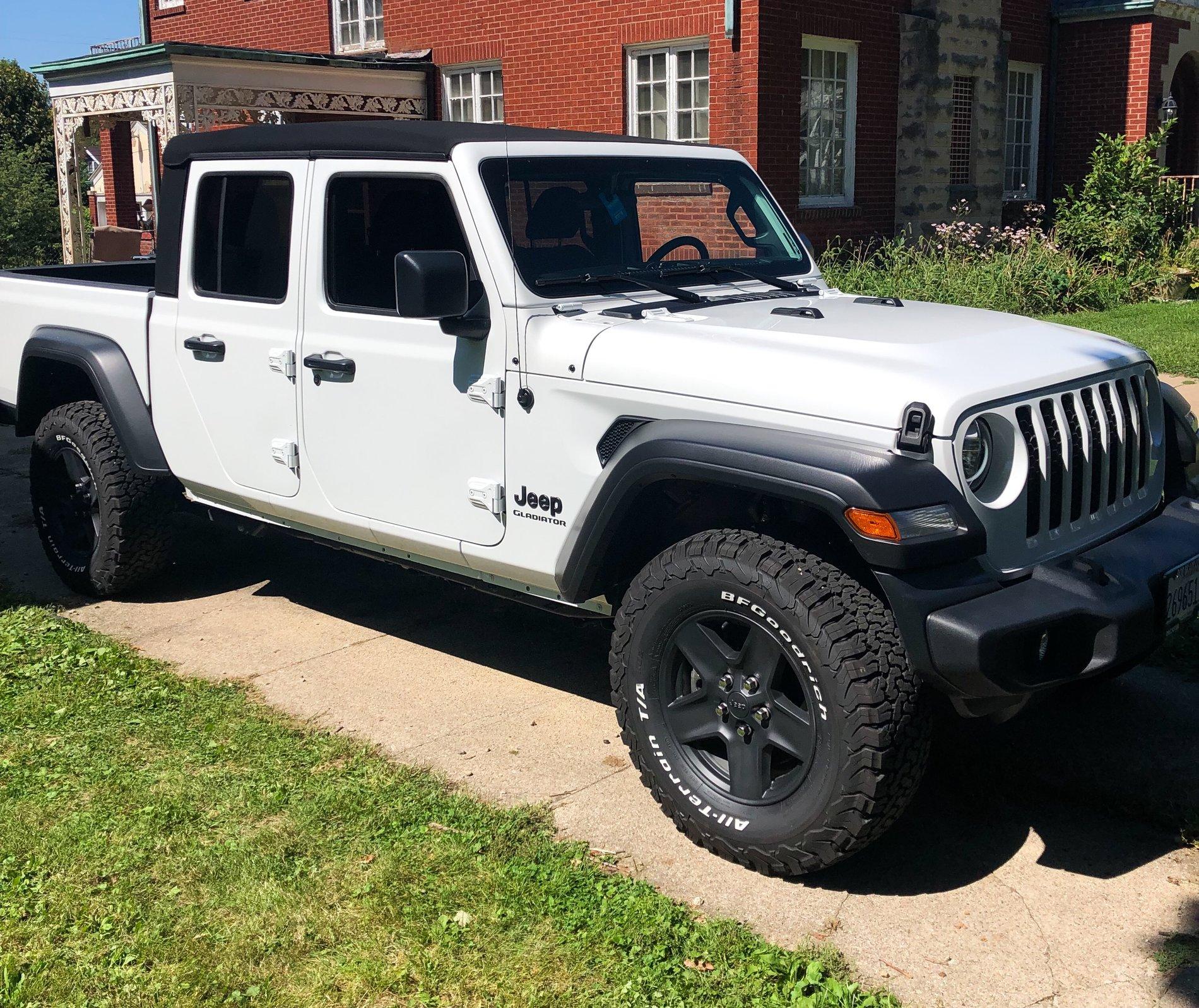 Let's see 'em - Larger tires on Sport S wheels | Page 4 | Jeep ...