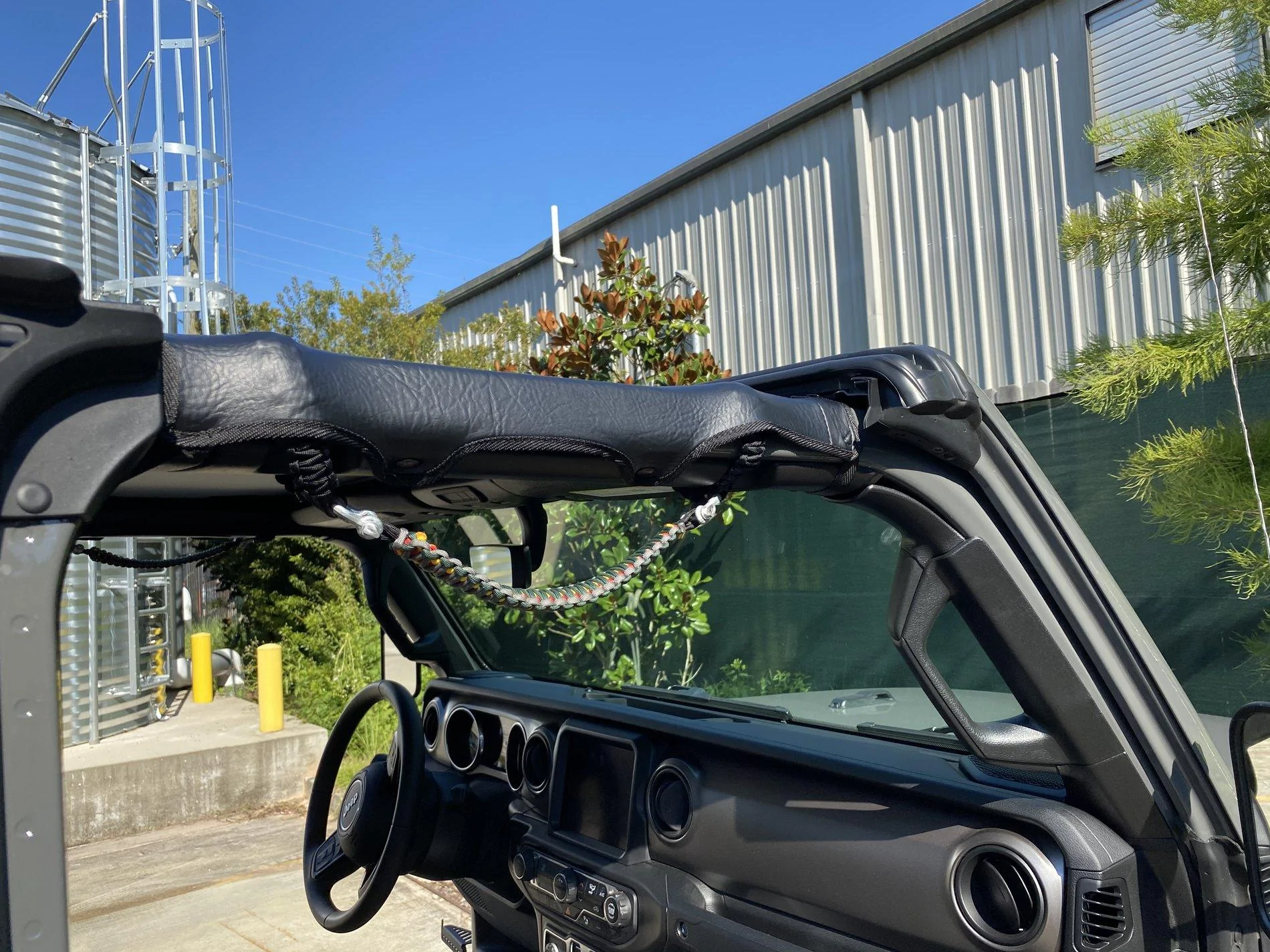 Anyone tried the Mopar Sun Bonnet 82215620? | Page 3 | Jeep Gladiator ...